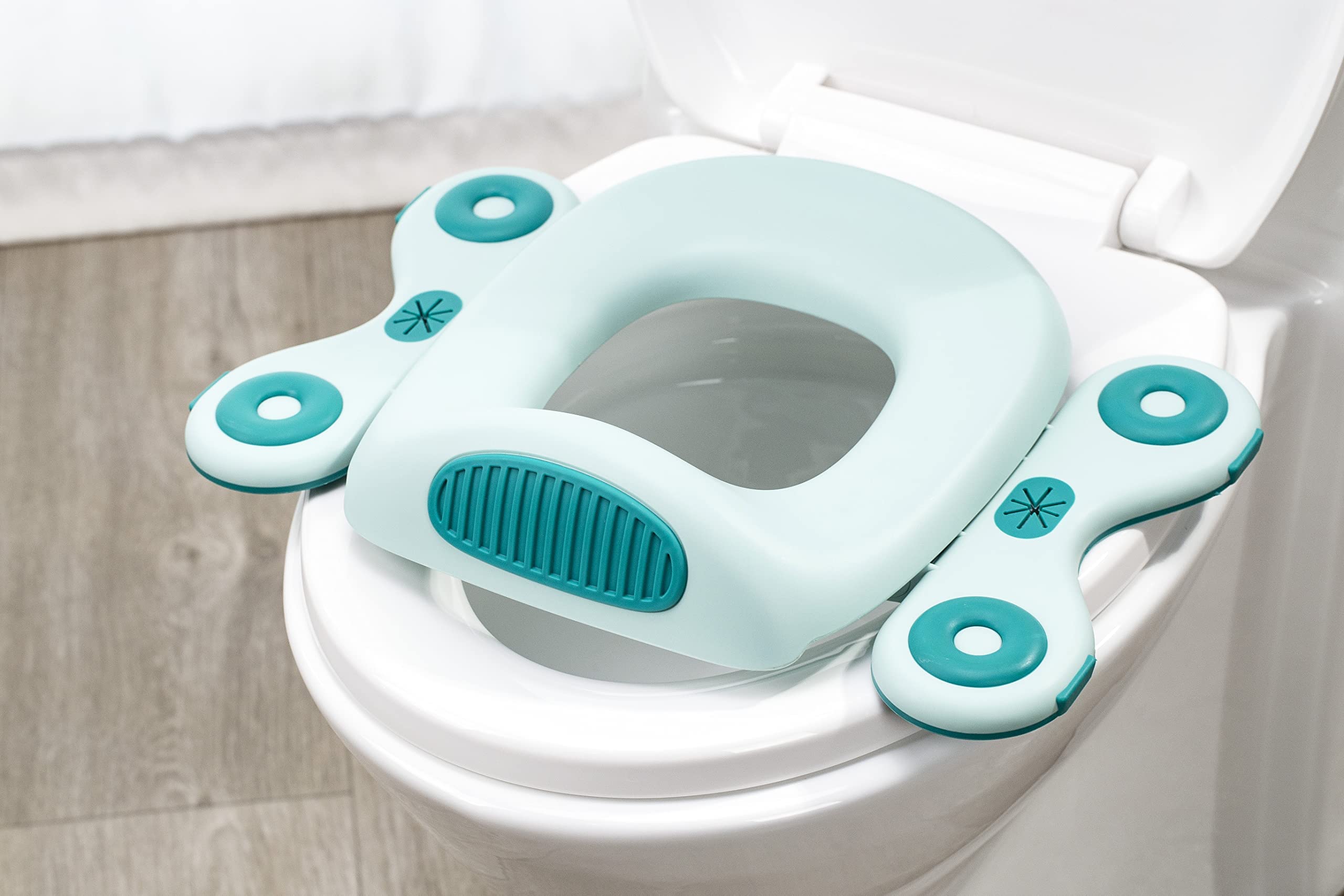 Neobum 3-in-1 Travel Potty Trainer Seat for Toddler Kids Foldable -Super Light, Easy to use, Sturdy, Roll of Potty Liners Included