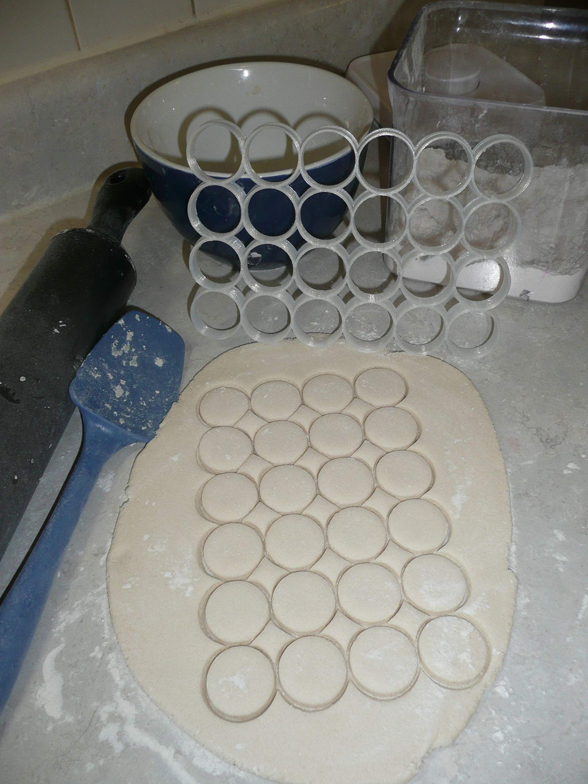 24 CIRCLES COOKIE CUTTER GRID 1.25 INCH DIAMETER WAFER EUCHARIST SACRAMENT MADE IN USA PR2895