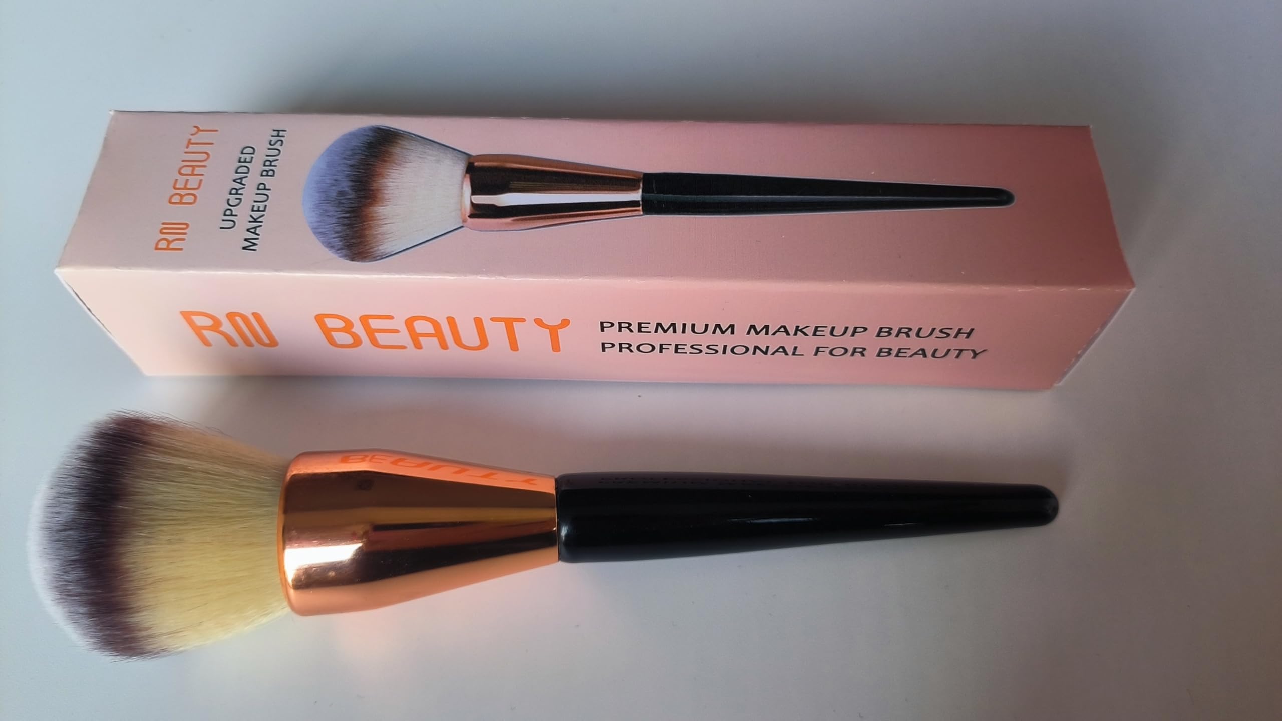 RN BEAUTY Makeup Brushes Large Powder Brush Foundation Blush Bronzer Contour Face Blender Mineral Blending Buffing Cosmetics Kabuki Full Coverage (Rose Gold/Black) 1 Count (Pack of 1)