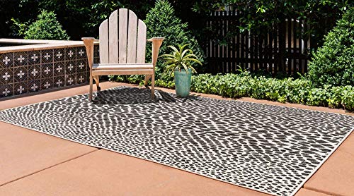 Jill Zarin Outdoor Collection Area Rug - Cape Town (7' 1" x 10' Rectangle, Black/ Ivory)