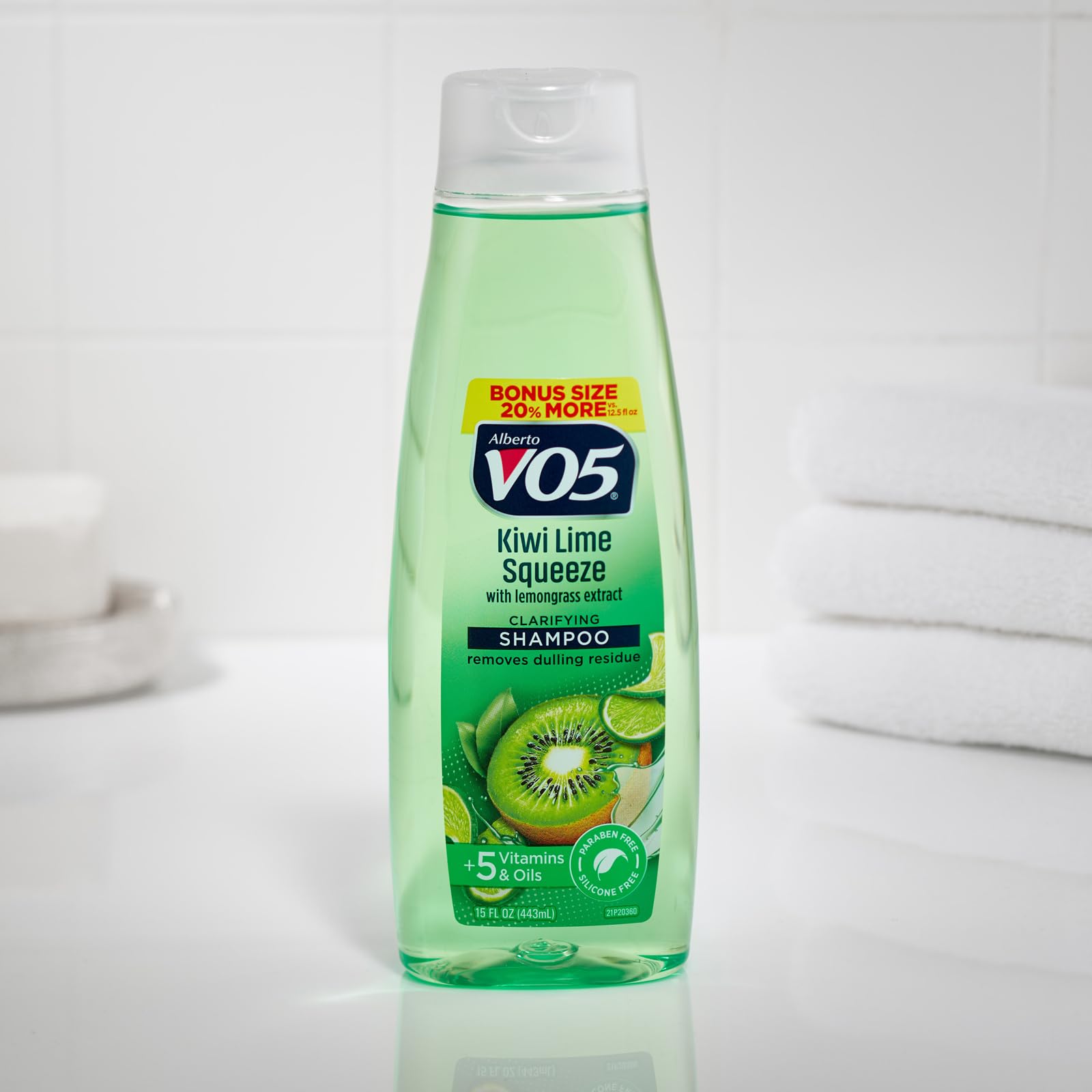 Alberto VO5 Kiwi Lime Squeeze Clarifying Shampoo - Moisturizing Shampoo with Clarifying Formula - 5 Vitamins and Oils - Fruity Kiwi Fragrance - 15 oz