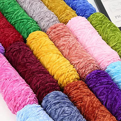 4 Skeins Chenille Yarn,Hand Knitting Soft Glossy Chenille Velvet Amigurumi Yarn for Crochet Weaving Blanket DIY Craft Total 400g (Harvest Green)