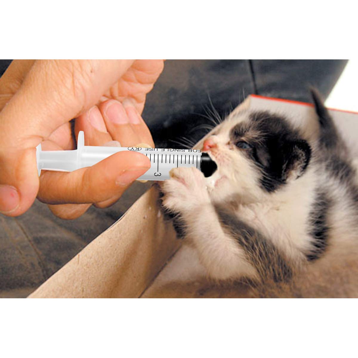 6 Pack – 5ml Plastic Syringe with Measurement, No Needle Suitable for Refilling and Measuring Liquids, Feeding Pets, Oil or Glue Applicator