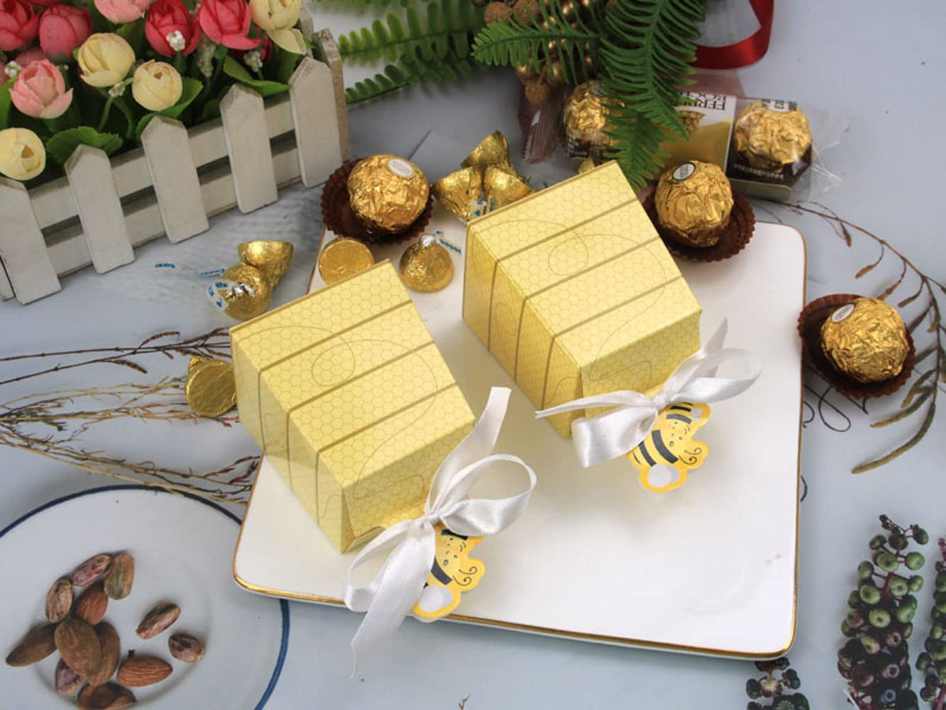 30pcs DIY Paper Favor Boxes Small Candy Treat Boxes for Wedding Bridal Baby Shower Birthday Party Decorations (Yellow Bee Style)