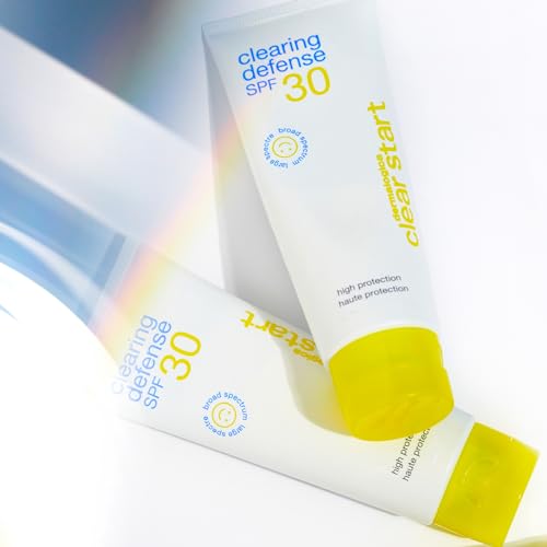Dermalogica Clear Start Clearing Defense SPF30 (2 Fl Oz) Sunscreen Moisturizer for Acne Prone Skin with Vitamin C - Lightweight and Mattifying, Helps Reduce Shine