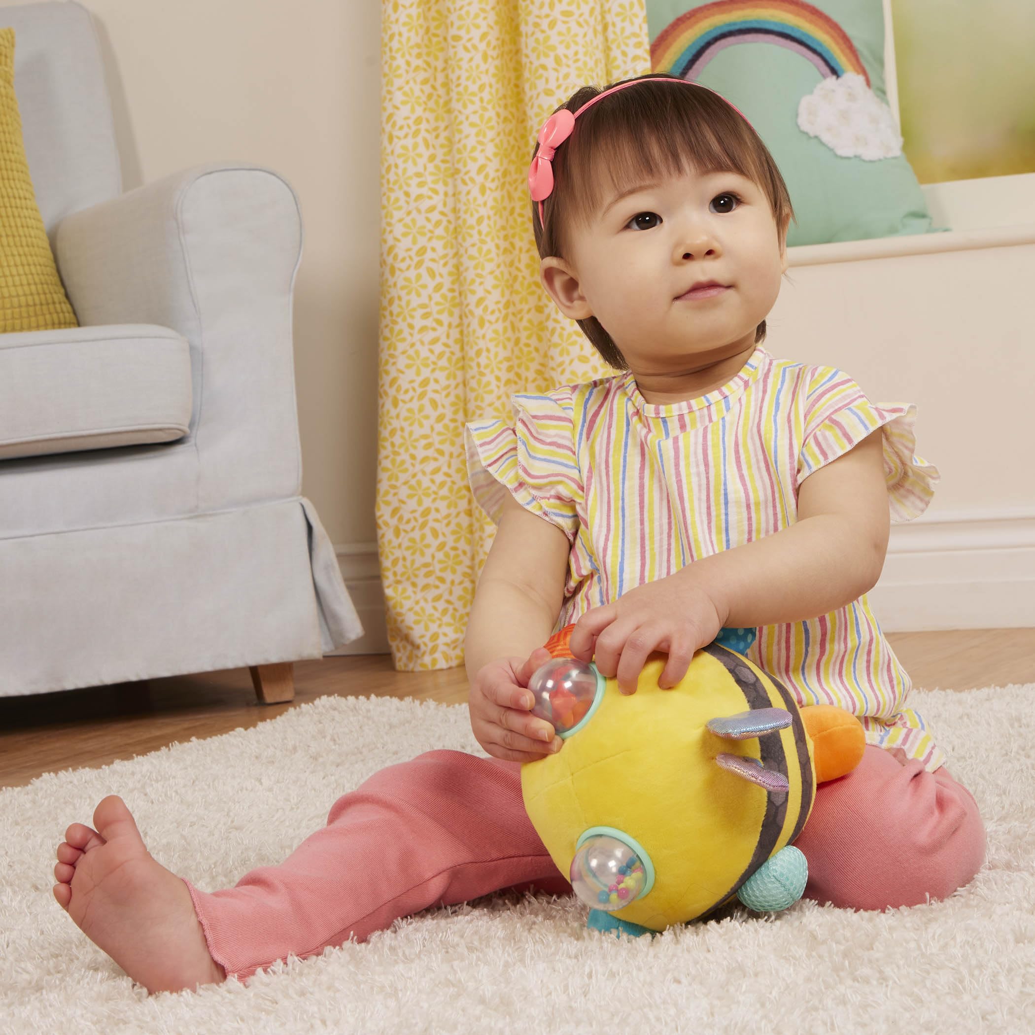 B. Sensory Plush Bumble Bee Baby ,Sensory Baby Toy β Bumpy Plush Bee with Fun Features, Interactive Play, Bumps, Colors, Textures & Sounds, Toys for Infants, Babies,Fuzzy Buzzy Bee β 0 Months +