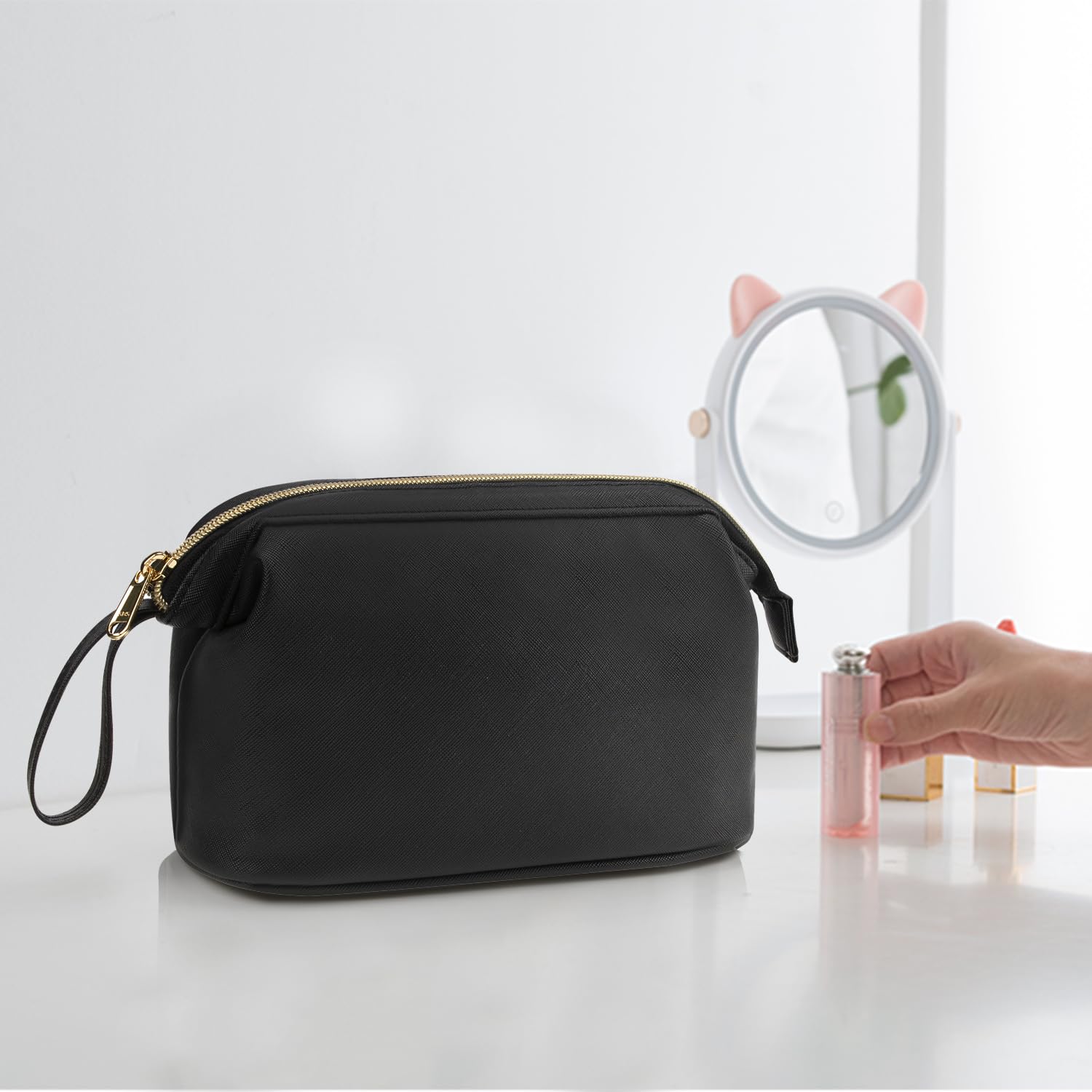 OCHEAL Travel Makeup Bag,Cosmetic Bags for Women,Large Capacity Portable Cosmetic bag Storage Organizer for Purse Everyday Use -Black