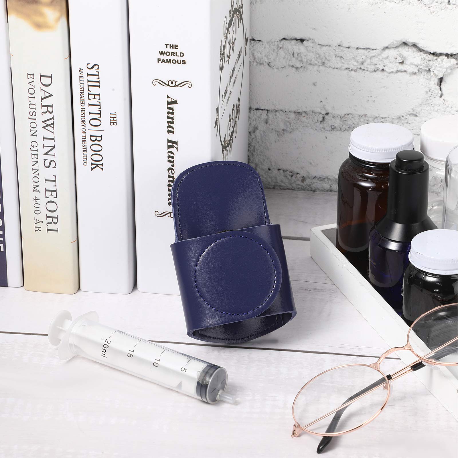 Artificial Leather Stethoscope Holder Handmade Stethoscope Hip Holder with Clip to Protect from Neck Carrying or Loss for Holding Your Stethoscope (Blue,1 Piece)