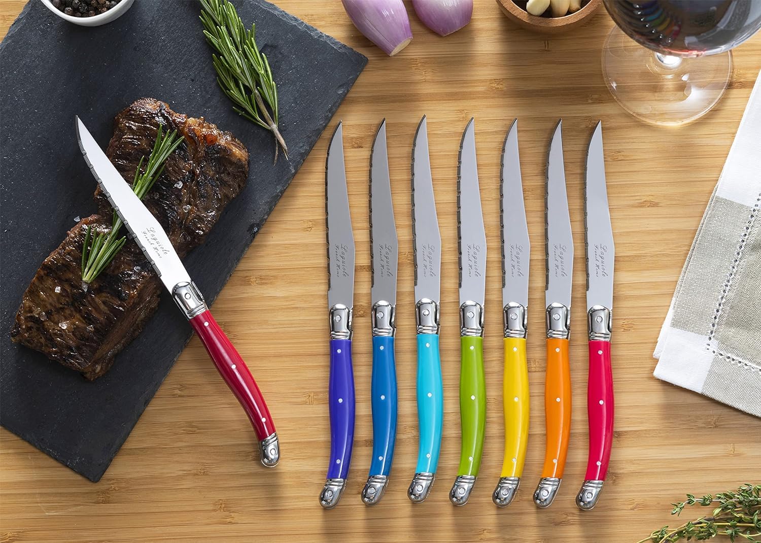 French Home Laguiole 8-Piece Steak Knife Set – Sophisticated Stainless Steel Dinner Knives with Rainbow Handles & Iconic Bee Emblem – Serrated Knives for Smooth Cutting (9.25")