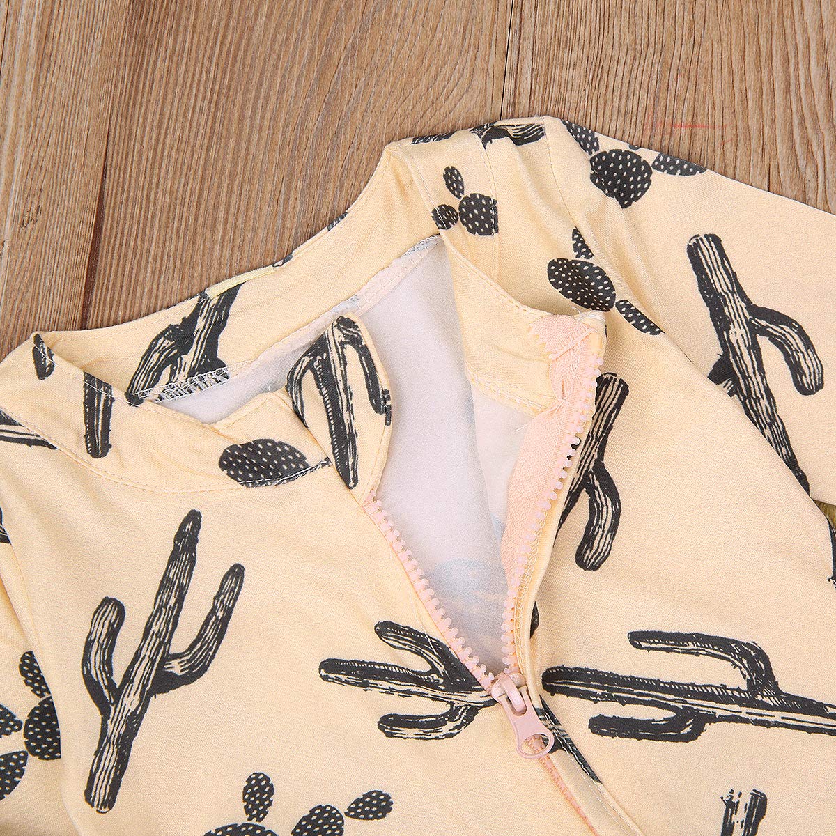 CIYCUIT Baby Girls Cactus Footies Newborn Zip Up Onesie Romper (B Cactus, 0-3 Months)