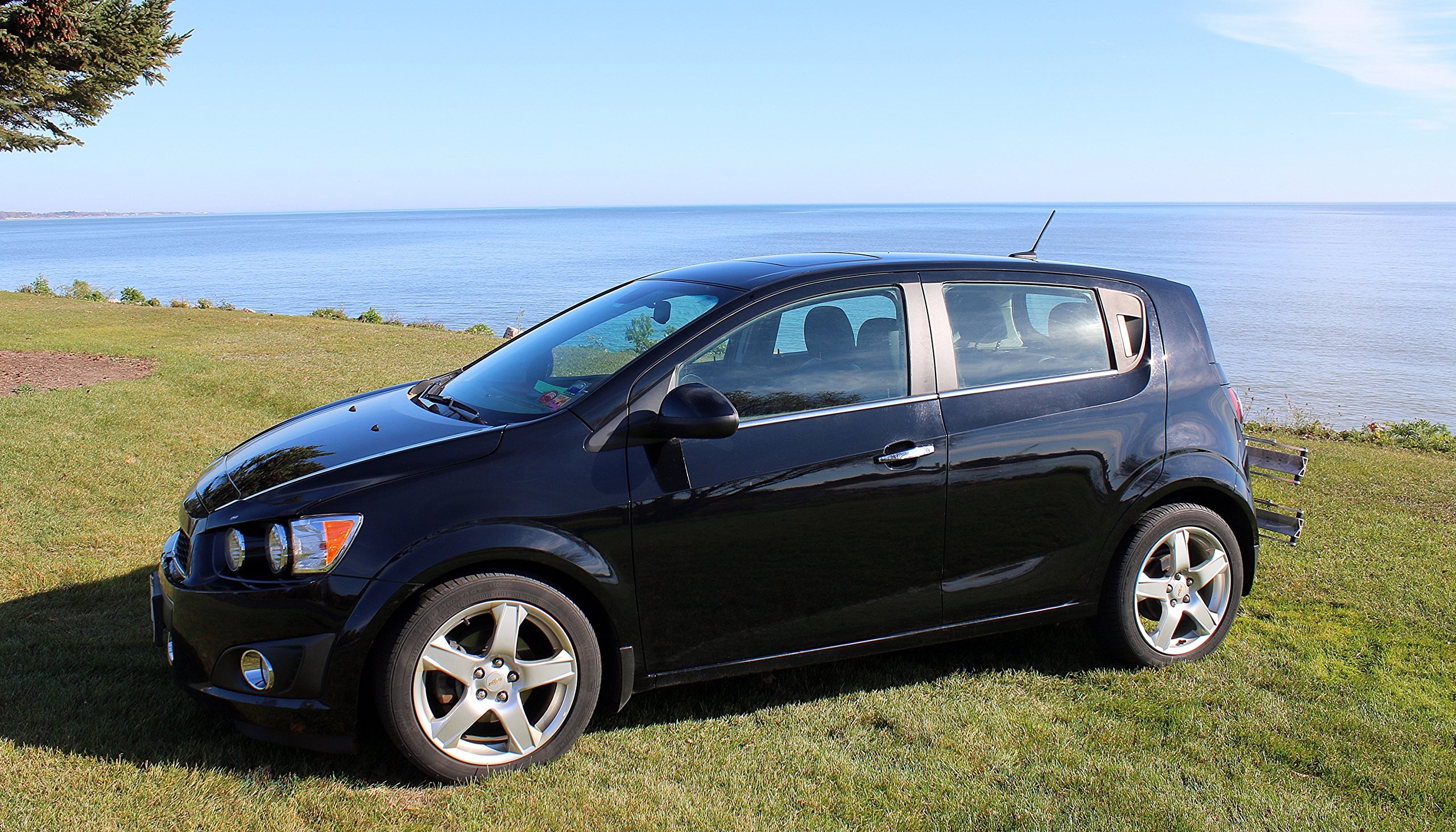 AntennaMastsRus - 8 Inch Screw-On Antenna is Compatible with Nissan Versa (2012-2021)