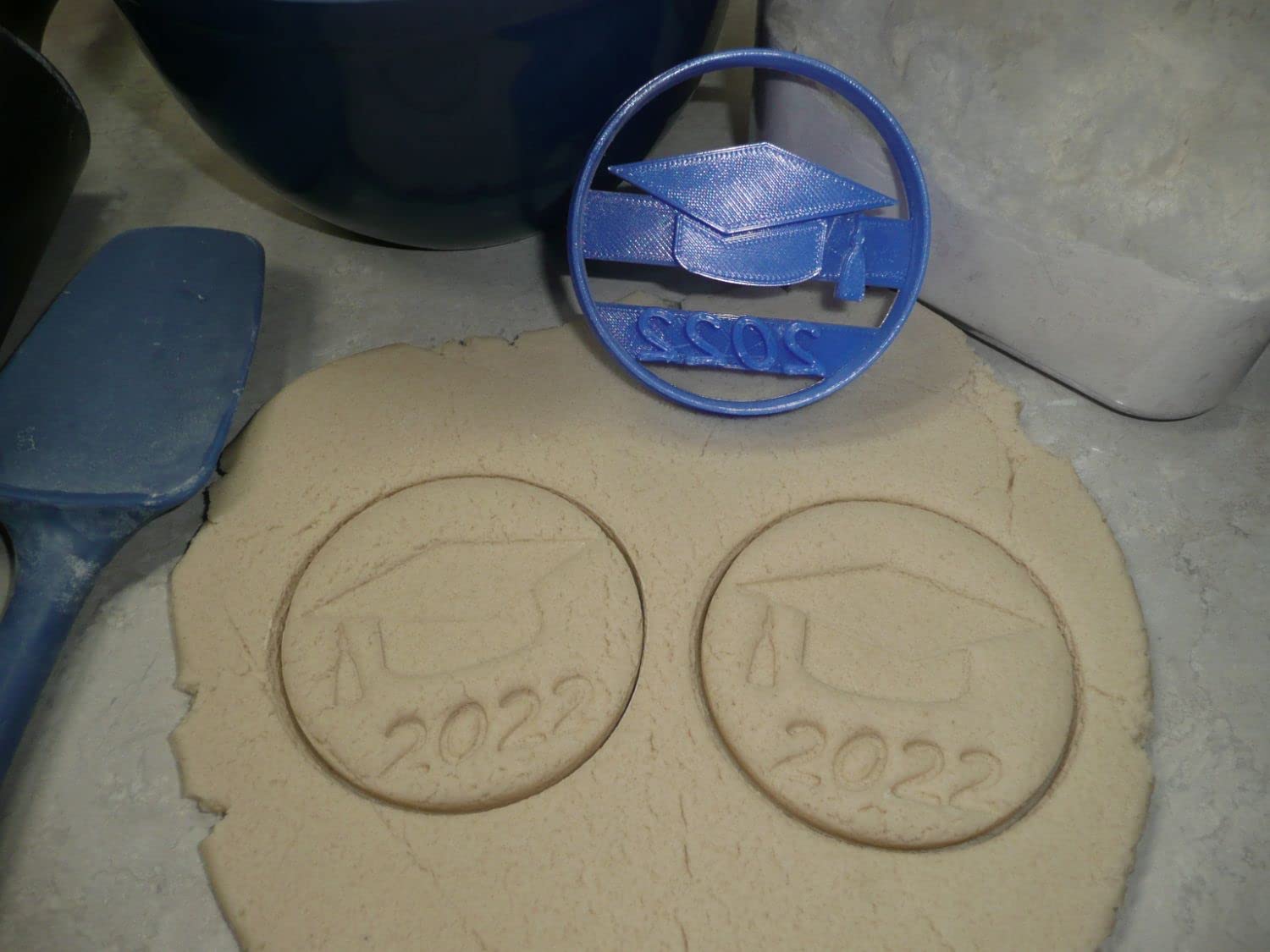 2022 GRADUATION KIT GRAD CAP GOWN DIPLOMA CONGRATS SET OF 5 COOKIE CUTTERS MADE IN USA PR1229