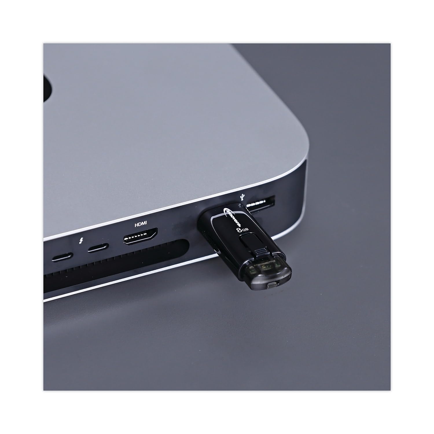 Innovera USB 3.0 Flash Drive, 8 Gb