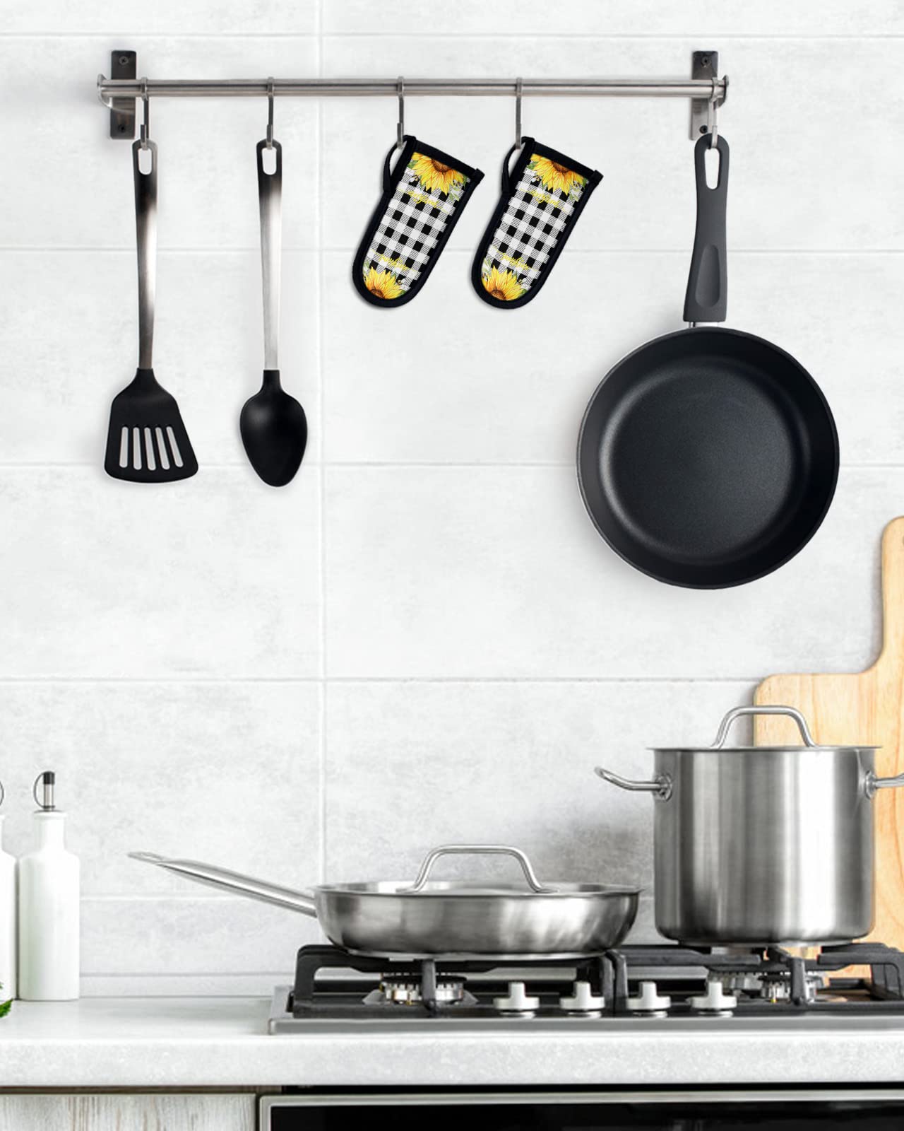 2 Pack Cast Iron Handle Cover, Sunflower Pot Holders Covers Heat Insulation, Spring Floral Summer Botanical Black Plaid Skillet Handle Cover Hot Pan Handle Sleeve for Kitchen Cooking Cookware