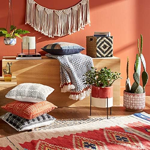 Amazon Brand β Rivet Modern Woven Seagrass Storage Organizer Basket Set - 3-Pack, Natural & Black