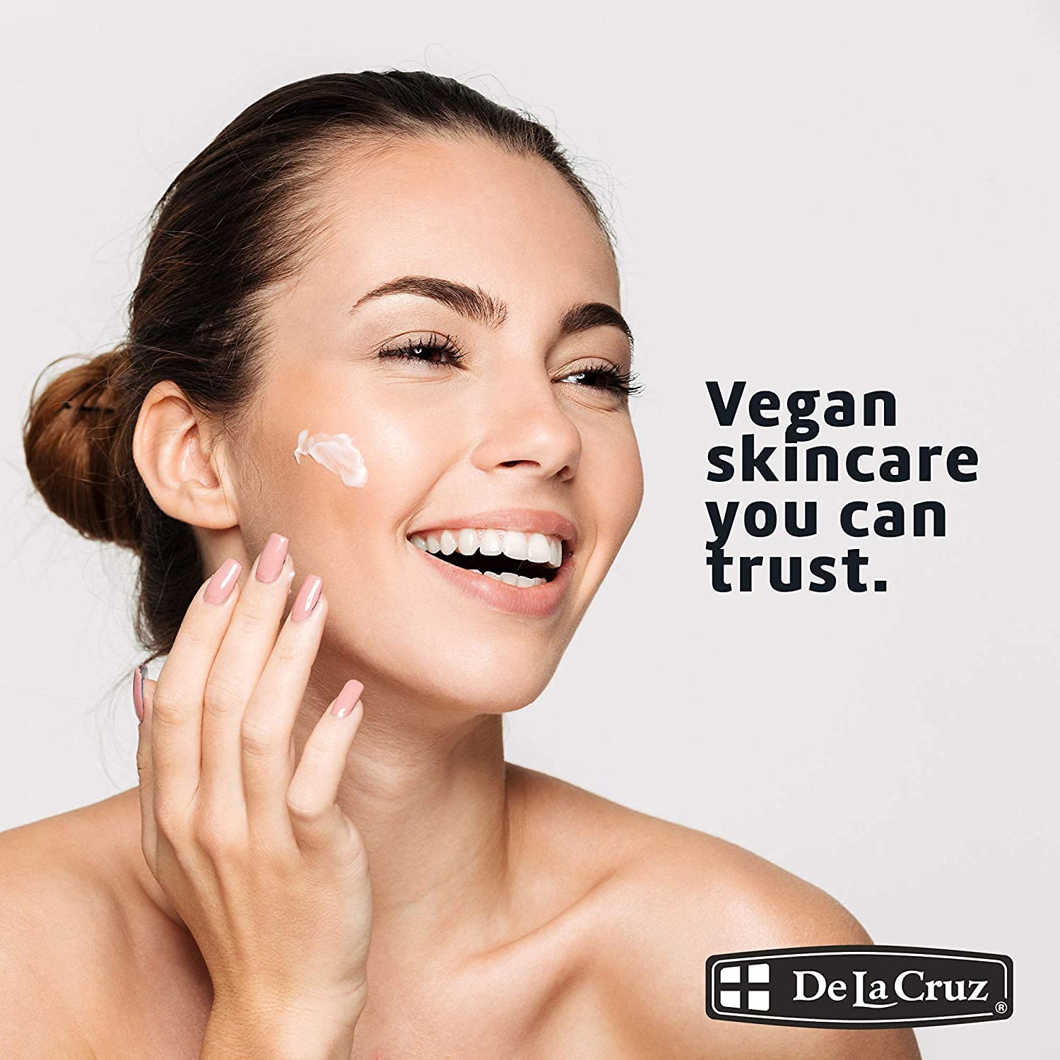 De La Cruz Vitamin E Cream Moisturizer for Face and Neck - Moisturizing Anti-Aging Skin Care for All Skin Types - Made in USA, 4 OZ. (2 Pack)