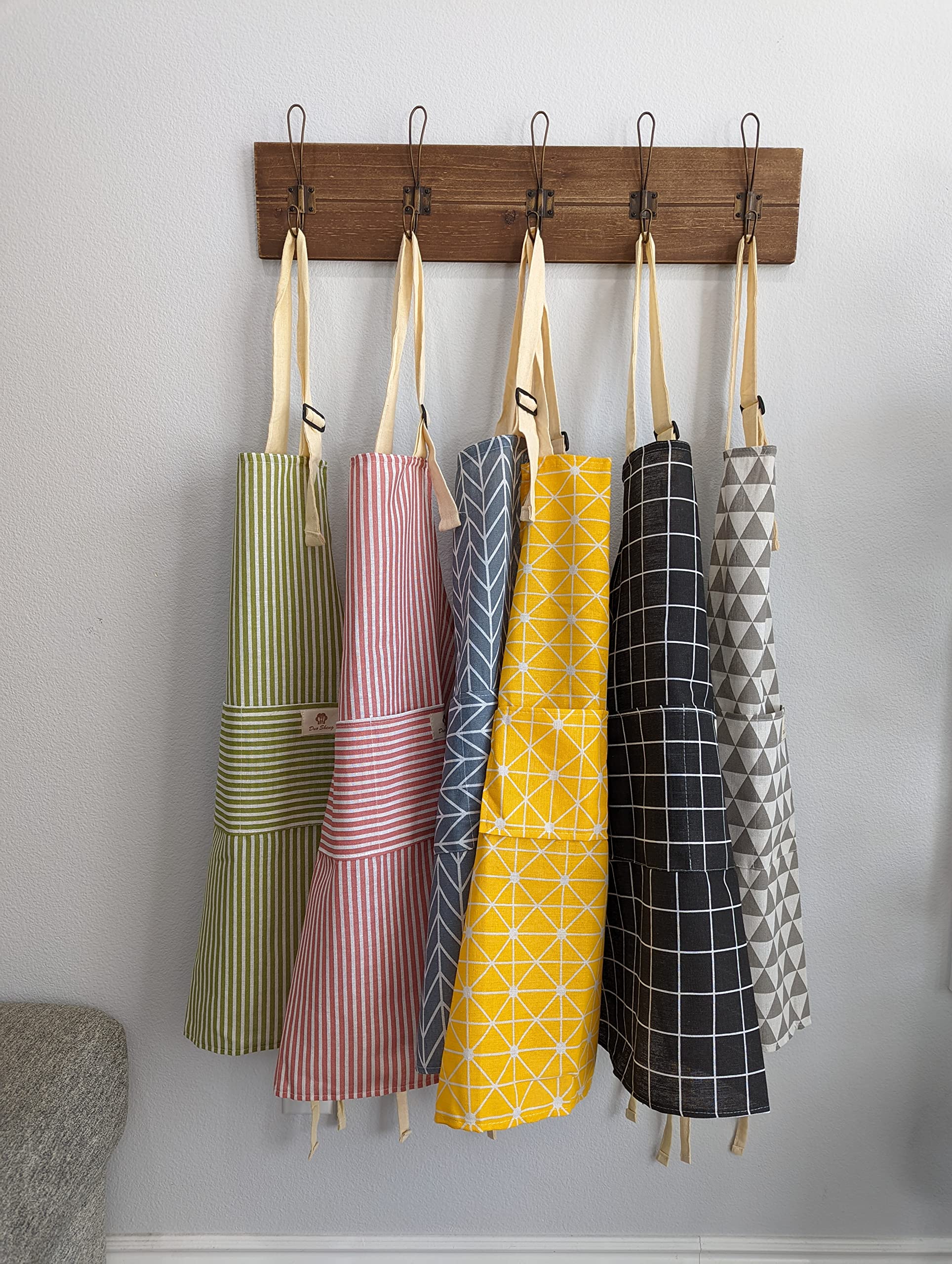 2 Pack Kitchen Cooking Aprons, Adjustable Bib with 2 pockets for Men/Women, Black / Yellow
