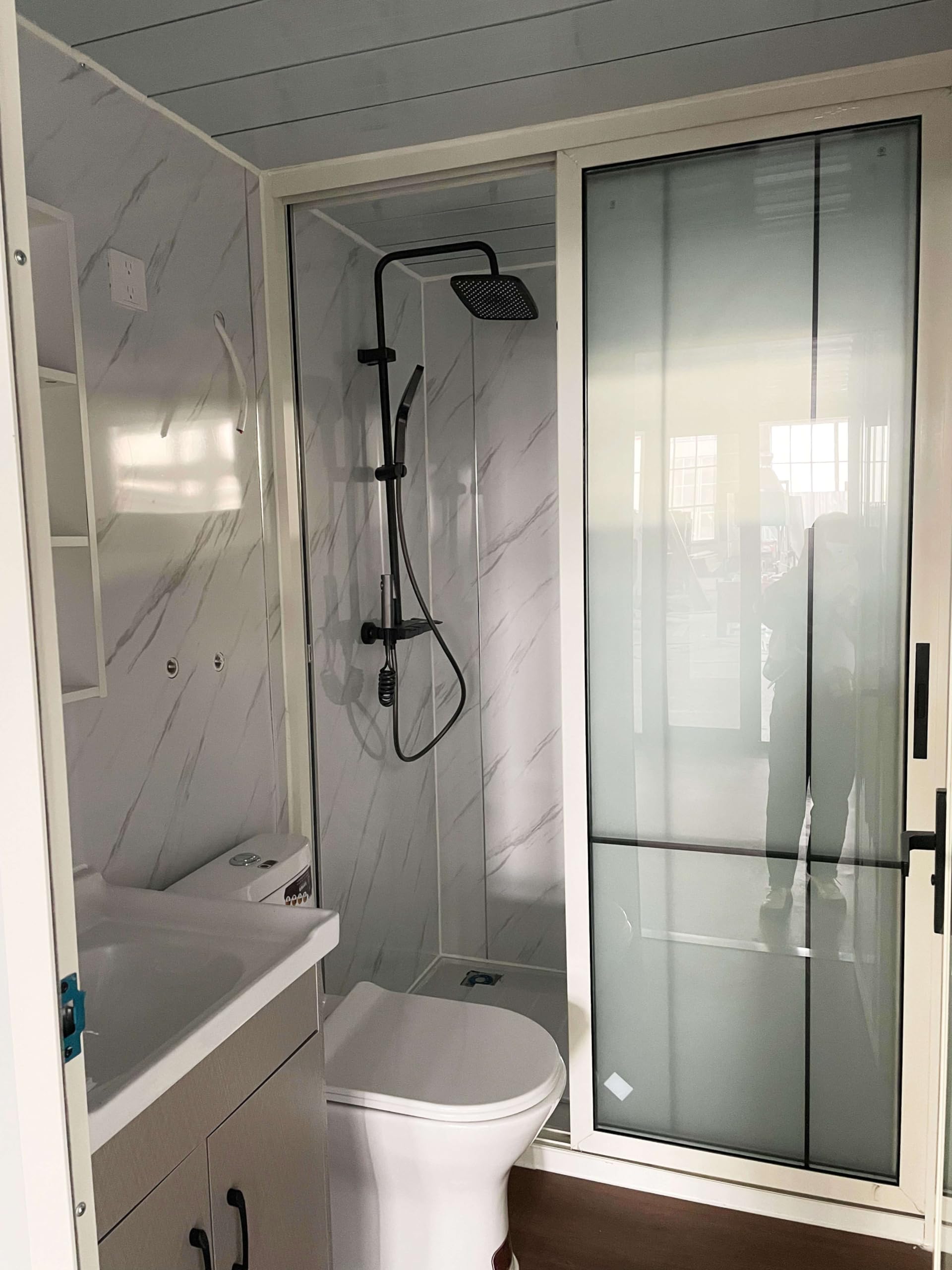 20 ft Portable, Foldable, Prefab Tiny House & Affordable Mobile Home Perfect for Hotels, Offices, Shops, Villas & Warehouses. Includes Restroom and Wet-Dry Bathroom Saperation (Customisable).