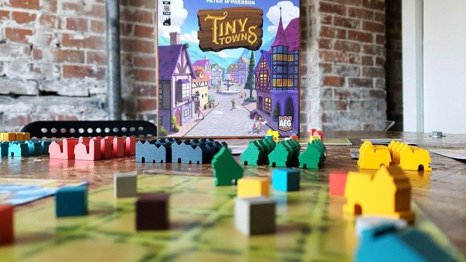 AEG Tiny Towns - Award-Winning Board Game, Base Set, 1-6 Players, 45-60 min Play Time, Strategy Board Game for Ages 14 and Up, Cleverly Plan & Construct a Thriving Town, Alderac Entertainment Group