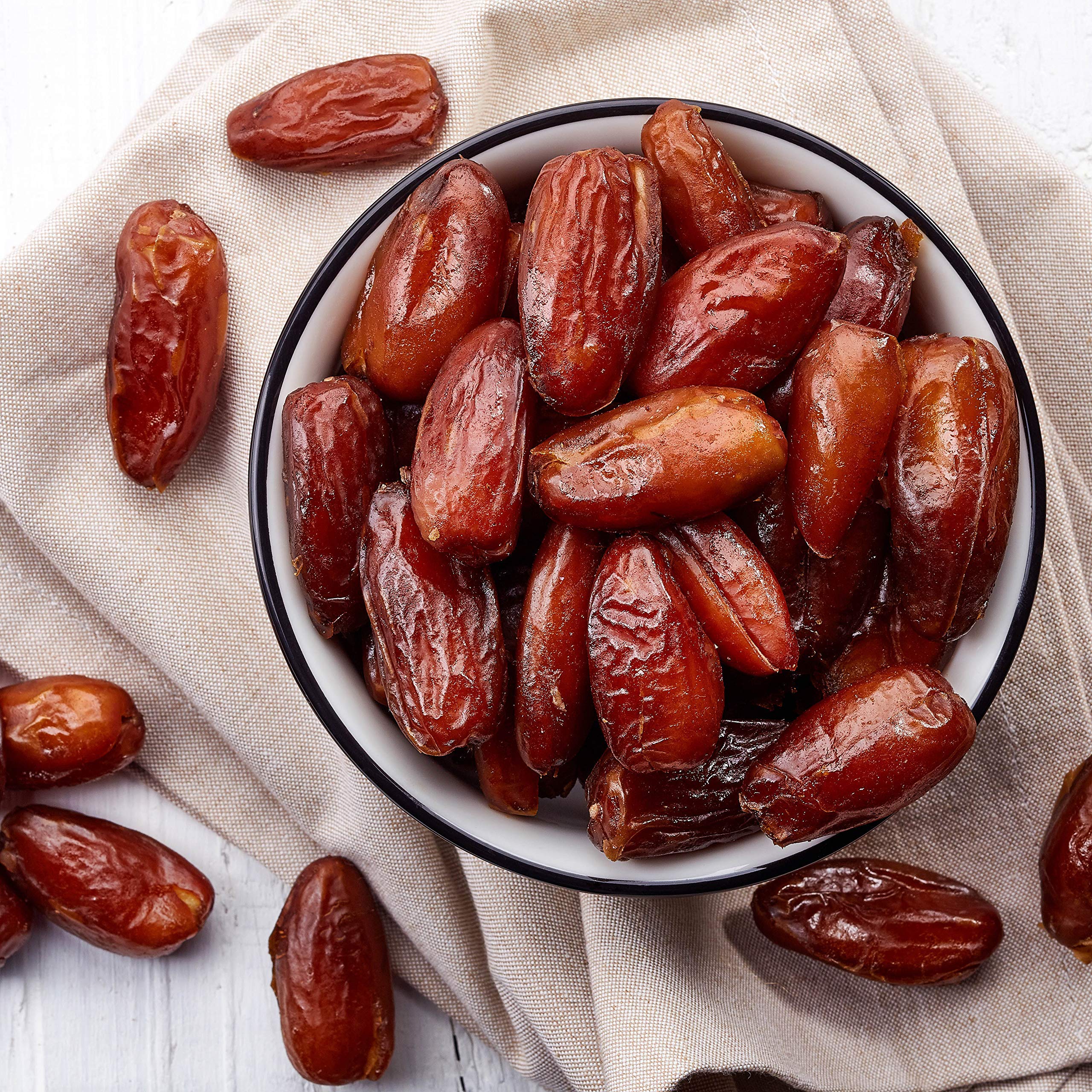 Anna and Sarah Pitted California Deglet Noor Dates in Resealable Bag, 3 lbs (1 Pack)