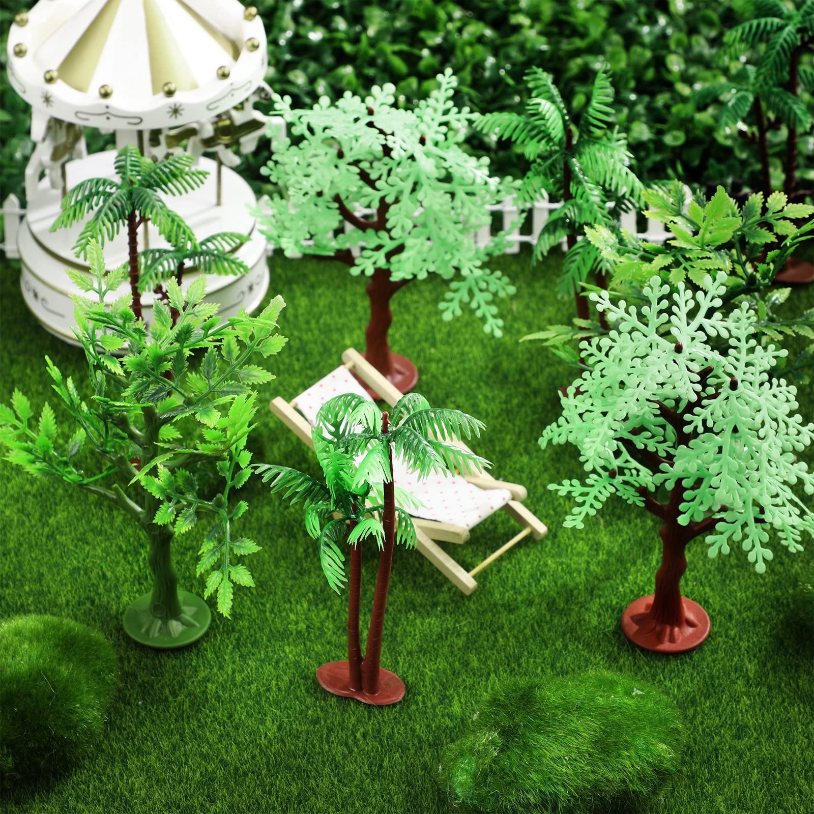 24 Pcs Mini Toy Jungle Trees Plastic Model Coconut Trees Figurines with Base Cake Decoration Rainforest Diorama Supplies Scenery Architecture Trees for Craft, Building, Scenery Landscape, 4 Styles