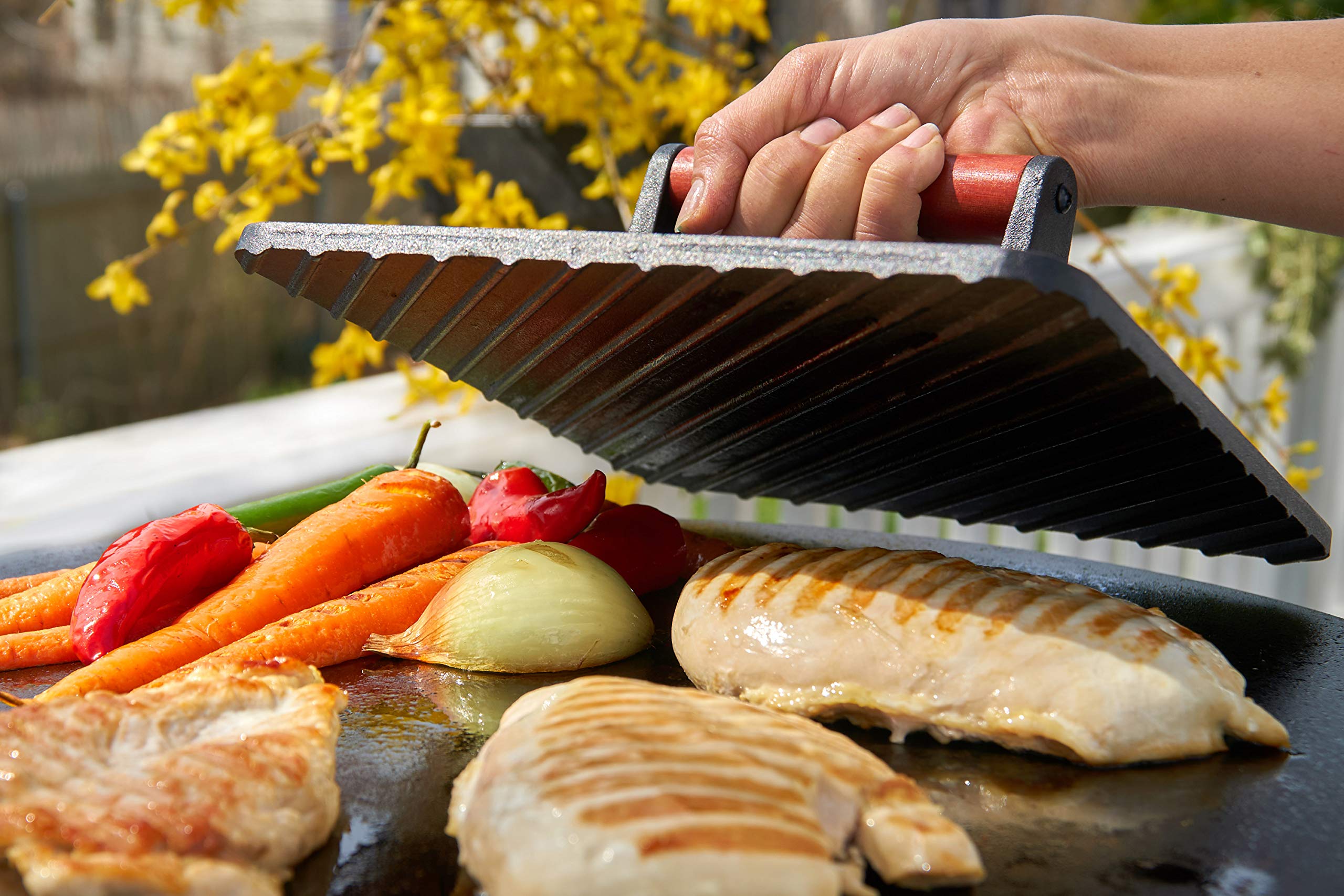 Cuisinart CGPR-223 XL Cast Iron Griddle Press