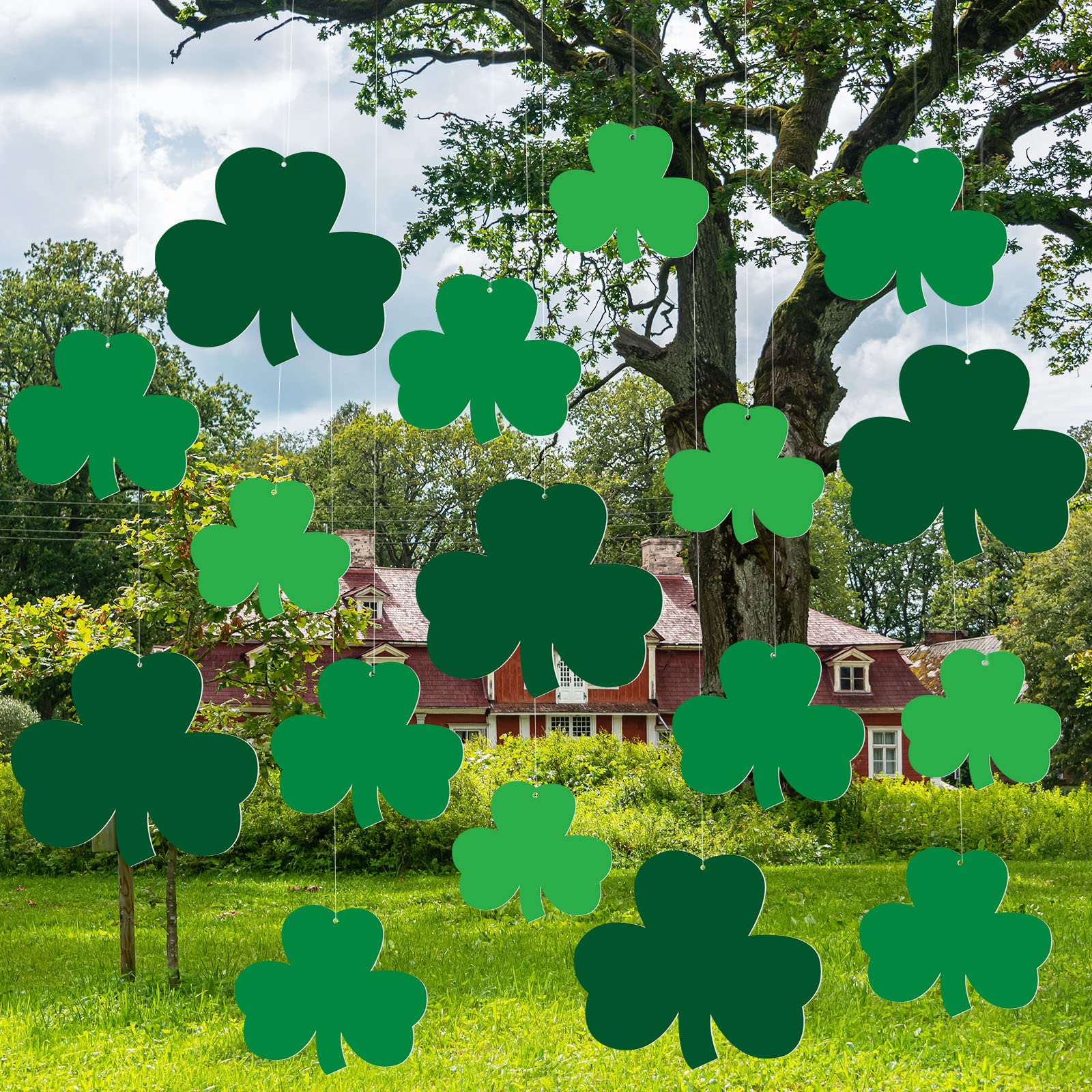 30 Pieces St. Patrick's Day Shamrock Lucky Hanging Ornaments Plastic Lawn Tree Hanging Decorations Green Hanging Bauble for Tree Shelf Outdoor Spring Irish Holiday Decor, 3 Sizes (Shamrock)