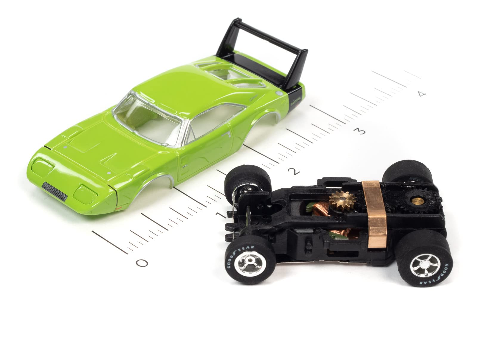 Auto World Xtraction R35 1969 Dodge Daytona Green HO Scale Slot Car