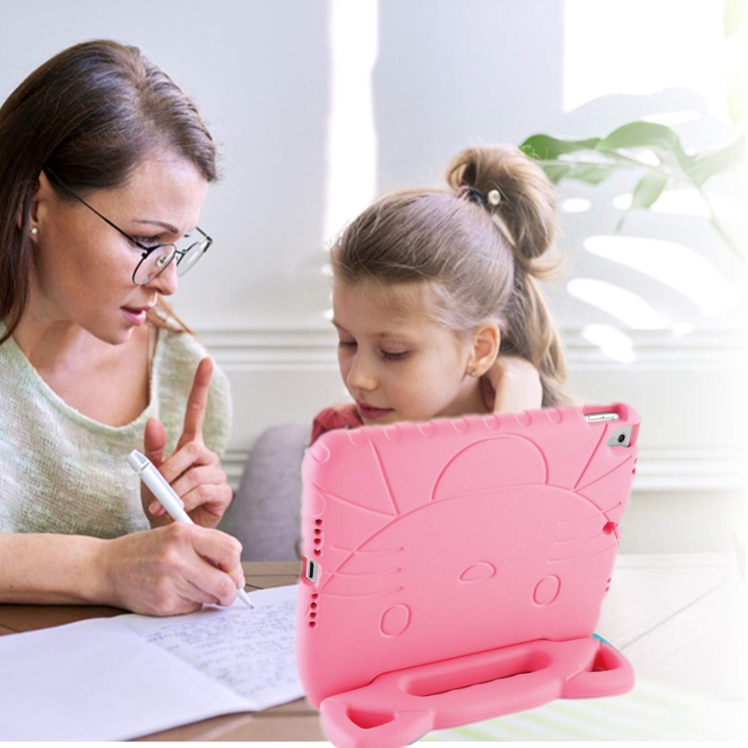 Tendmart Case Compatilbe with iPad 9th / 8th / 7th Generation 10.2 inch Model MYLF2LL/A MYLD2LL/A MYLC2LL/A MYN32LL/A MYL92LL/A MYLA2 Also for Kids Case Air 3rd Gen / Pro10.5 inch (Pink)