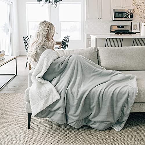 GRACED SOFT LUXURIES Throw Blanket Sherpa Fleece Minky Microfiber Reversible Soft Throw (Gray, Throw 50" x 60")