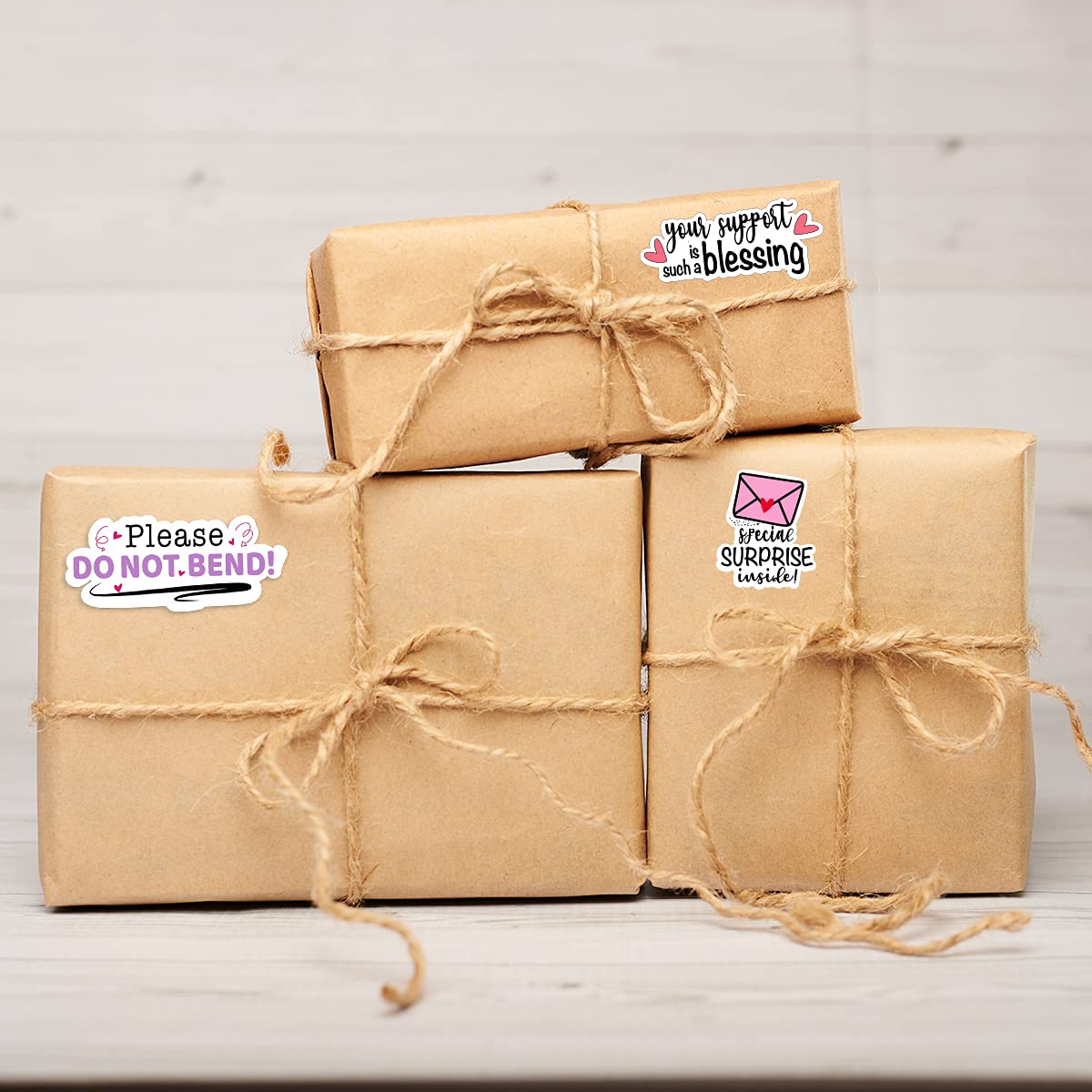 Wailozco Please Do Not Bend Stickers,Thank You Stickers,Handmade Stickers,Small Shop Stickers,Envelopes Stickers for Small Business, Online Retailers,Handmade Goods,500 Labels Per Roll