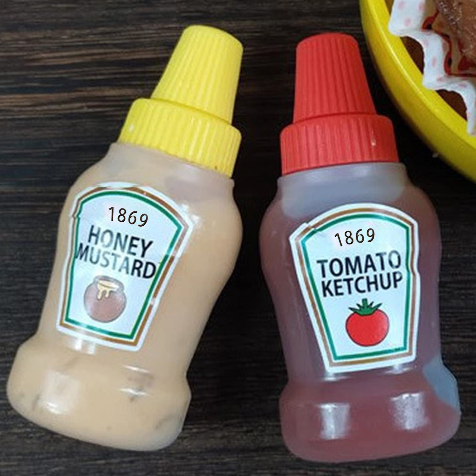 25ml Mini Condiment Squeeze Bottle Honey Squeezable Jar 2 Pack Ketchup/Sauce Containers Plastic Portable Lunch Box Dressing Dispensers to Go with Screw Cap 2pcs