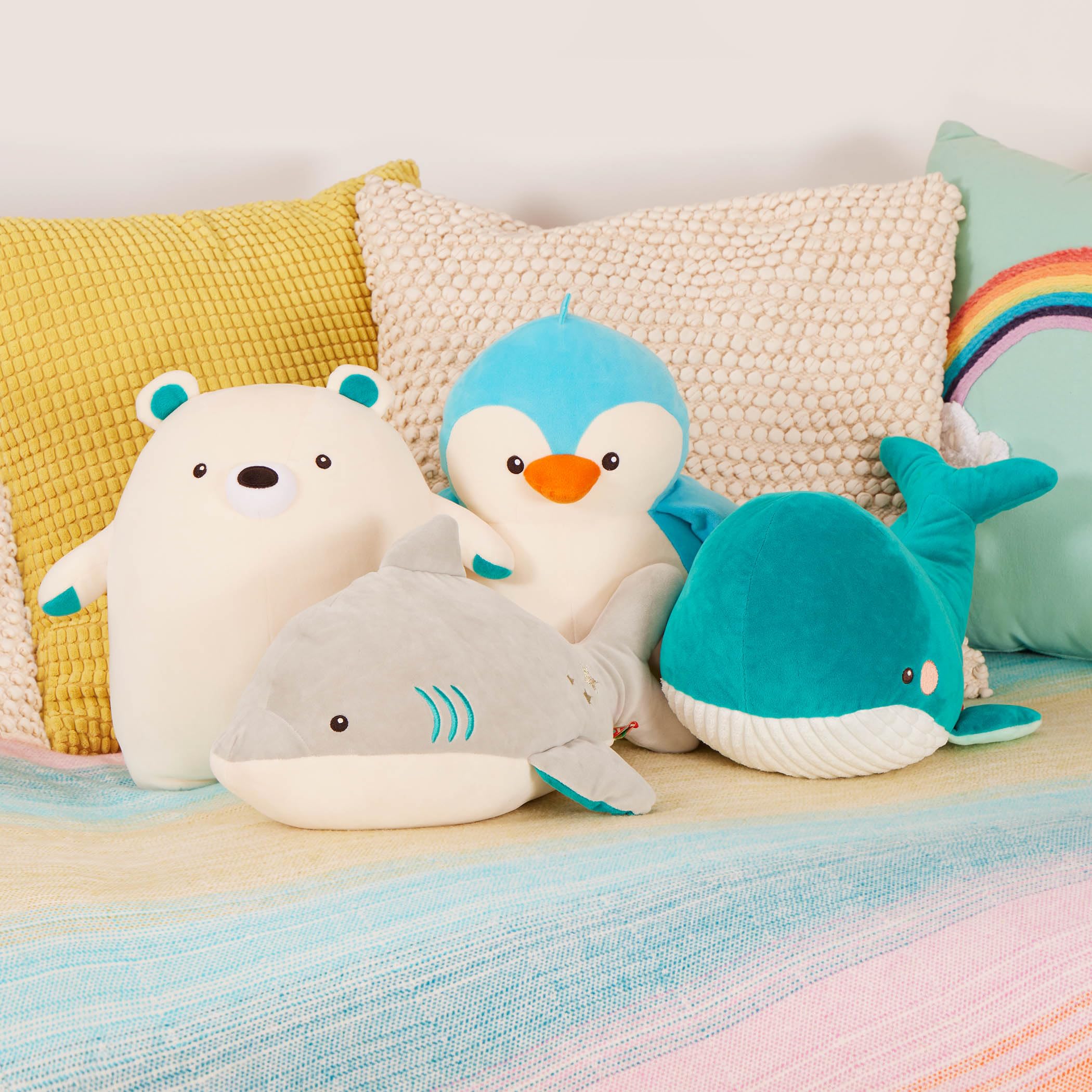 B. toys- B. softies- Plush Squishy Shark– Stuffed Animal – Soft Shark – Washable Ocean Toy for Baby, Toddler, Kids- Huggable Squishies- Saylor Shark- 0 Months +