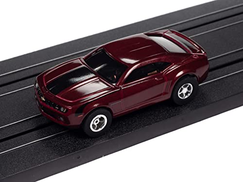 Auto World Xtraction 2007 Dodge Charger SRT8 (Plum Crazy Purple) HO Scale Slot Car