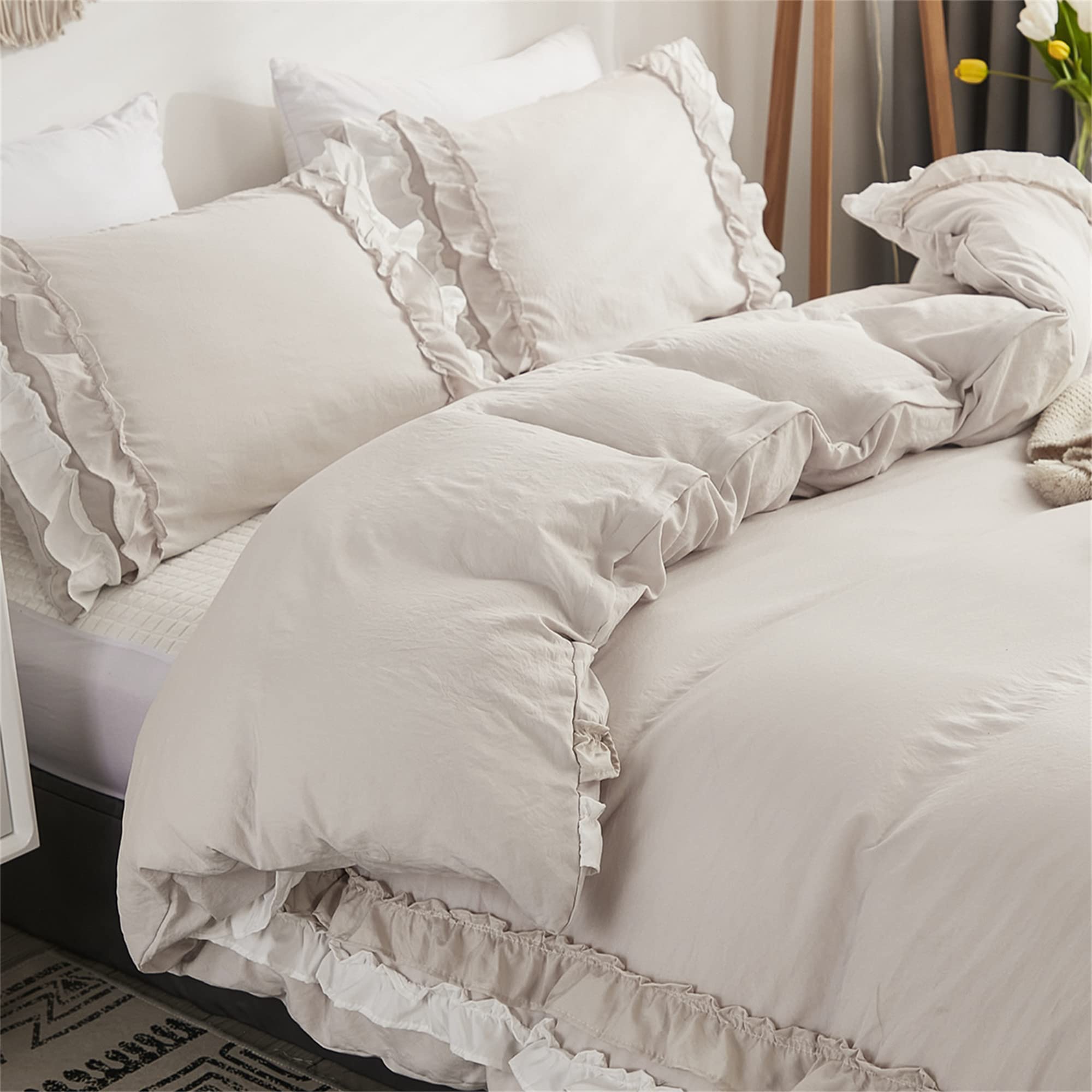 ABREEZE 3 Pieces Queen Ruffled Duvet Cover Set, Pink Duvet Cover with Double Ruffles, Washed Microfiber Soft & Easy Care Bedding Comforter Cover with Ties (1 Duvet Cover, 2 Pillowcases)