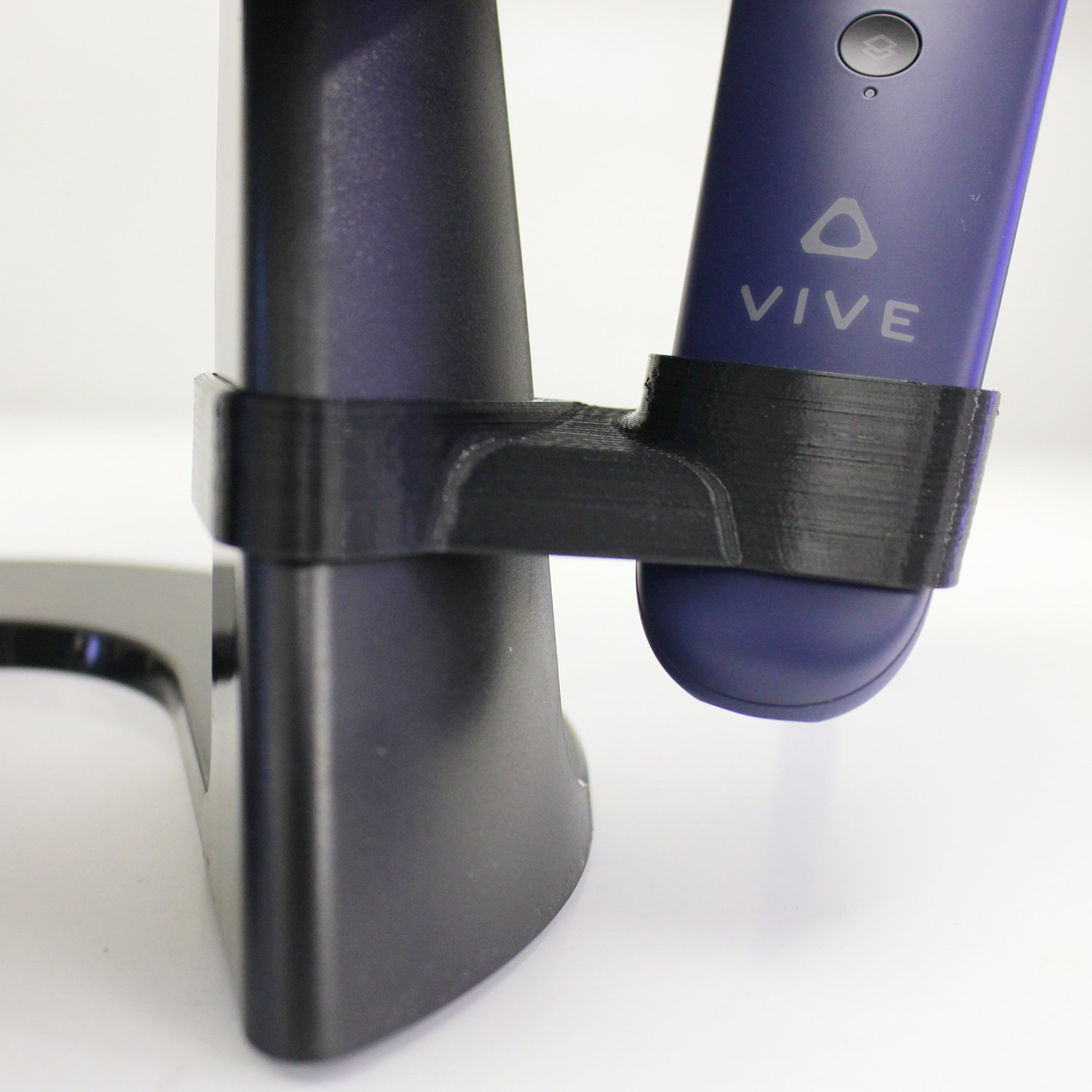 AMVR VR Stand,VR Headset Display Holder for HTC Vive Headset or HTC Vive Pro Headset and Controllers Black
