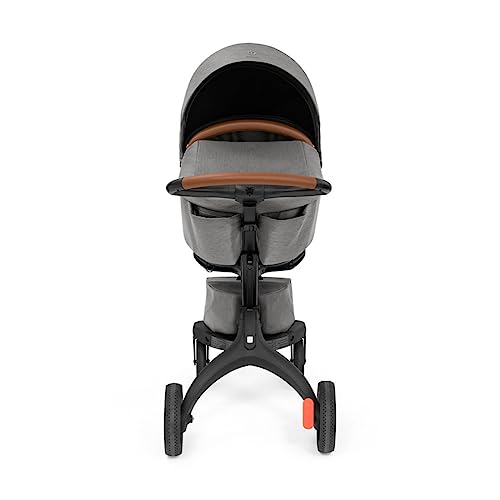 Stokke Xplory X Carry Cot, Modern Grey - Detachable Cot for Xplory X Stroller - Soft Interior Lining & Breathable Mattress - with Removable Wind Cover & Two Easy-Access Pockets