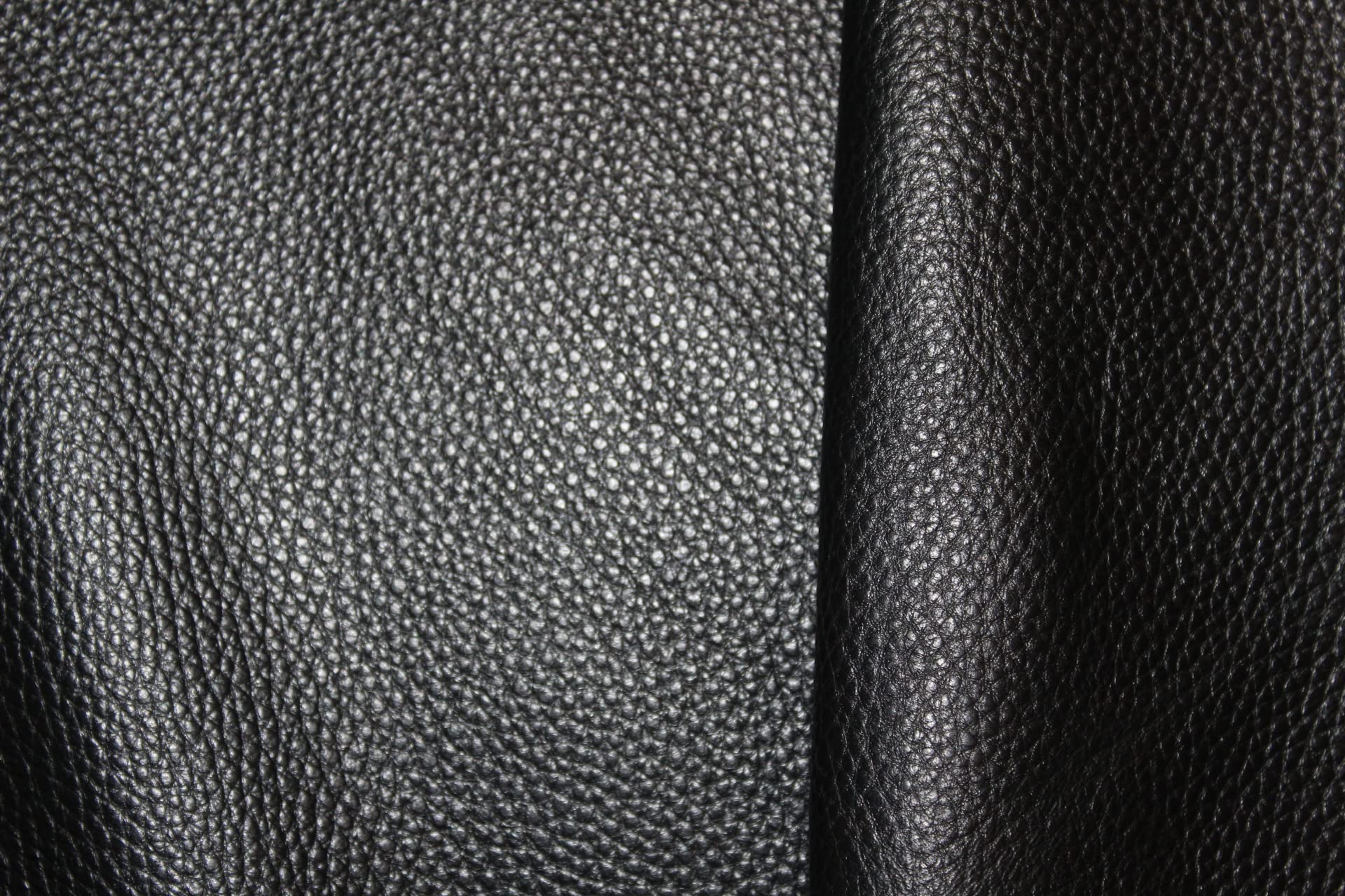 16 SQFT Top Grain Cowhide Black Leather for DIY, Sewing, Crafting, Tooling, Furniture and Upholstery with Embossed Texture – Thickness 1mm and 2-3 oz