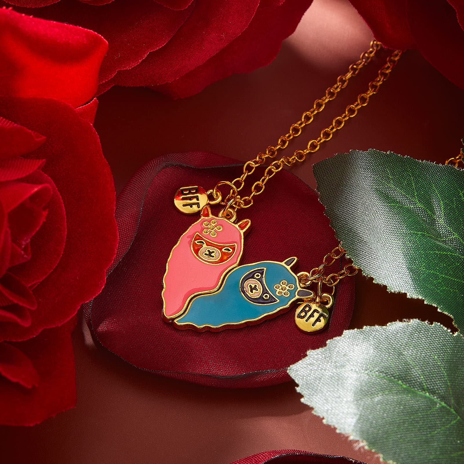 2 Pieces Half Heart Bff Necklace Friendship Necklace for Women Men Friends Birthday Gifts(Sheep Style)