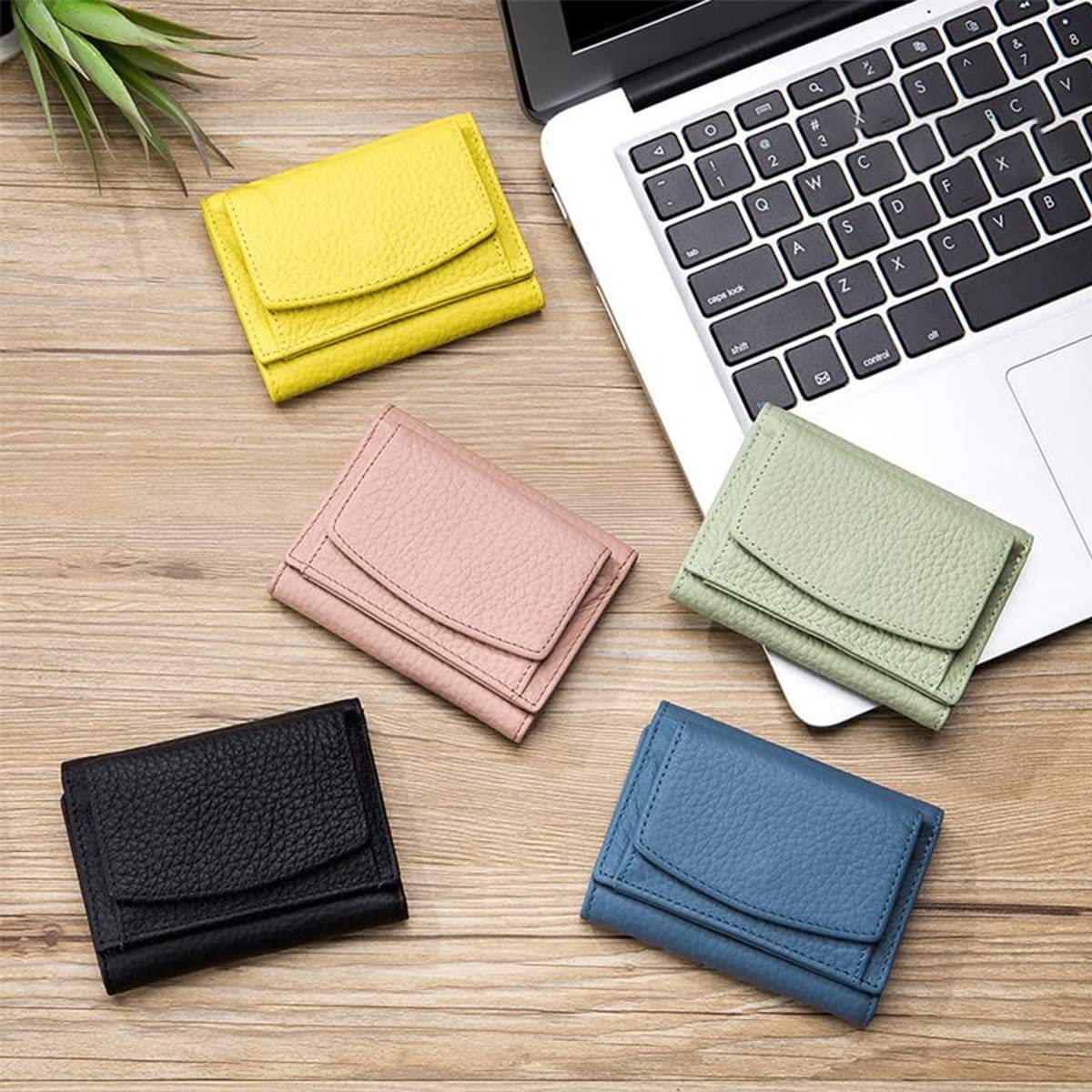 2023 New Leather RFID Blocking Card Holder Organizer Pocket Mini Wallet, Compact Bifold Small Leather Wallet for Women, Ladies Simple Leather Wallet (Black)