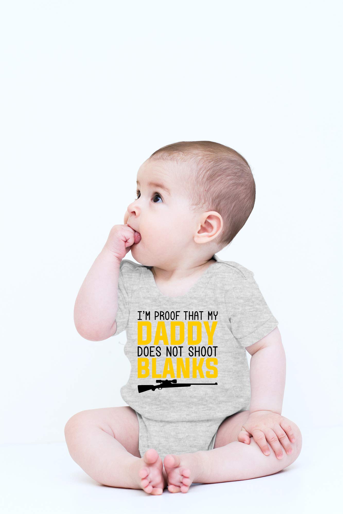 CBTwear I'm Proof That My Daddy Does Not Shoot Blanks - Dad to Be - Cute Infant One-Piece Baby Bodysuit (Newborn, Heather Grey)