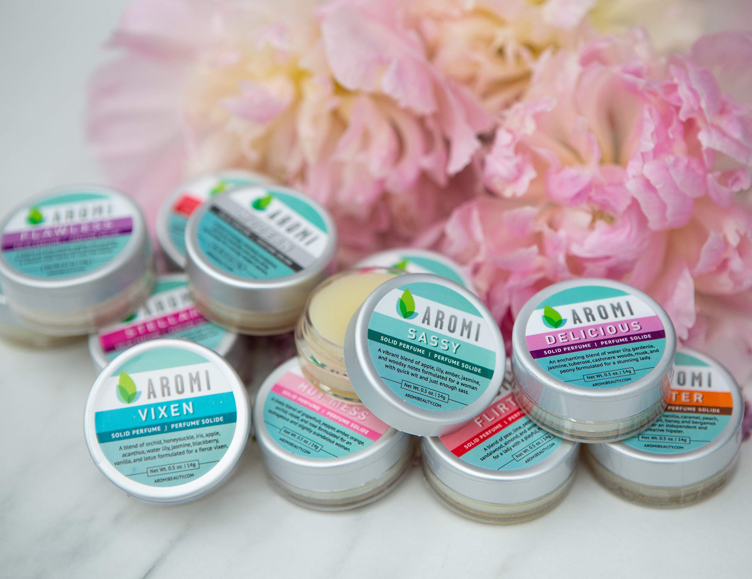 Aromi Delicious Solid Perfume | Honeysuckle, Tuberose, and Gardenia Fragrance, Vegan, Cruelty-free, Wax Scent, Travel, Women's Gift, Handmade (Delicious)