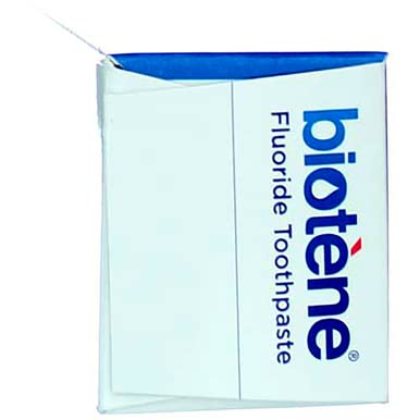 biotène Fluoride Toothpaste for Dry Mouth Symptoms, Bad Breath Treatment and Cavity Prevention Fresh, Mint, 4.3 Ounce (10050A)