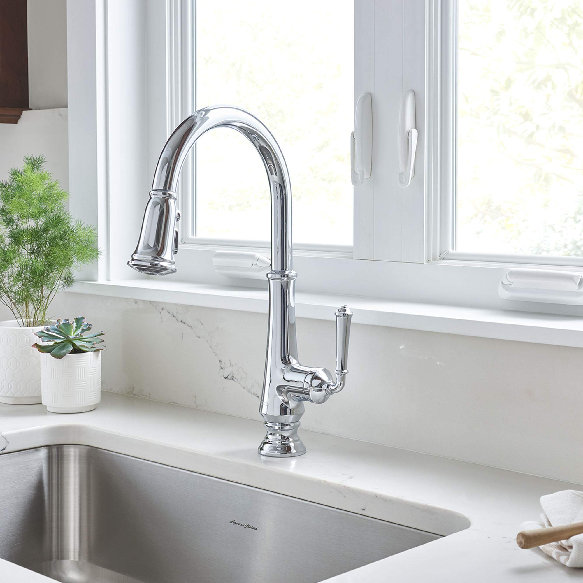 American Standard 4279300.002 Delancey Pull-Down Kitchen Faucet with sprayer Chrome