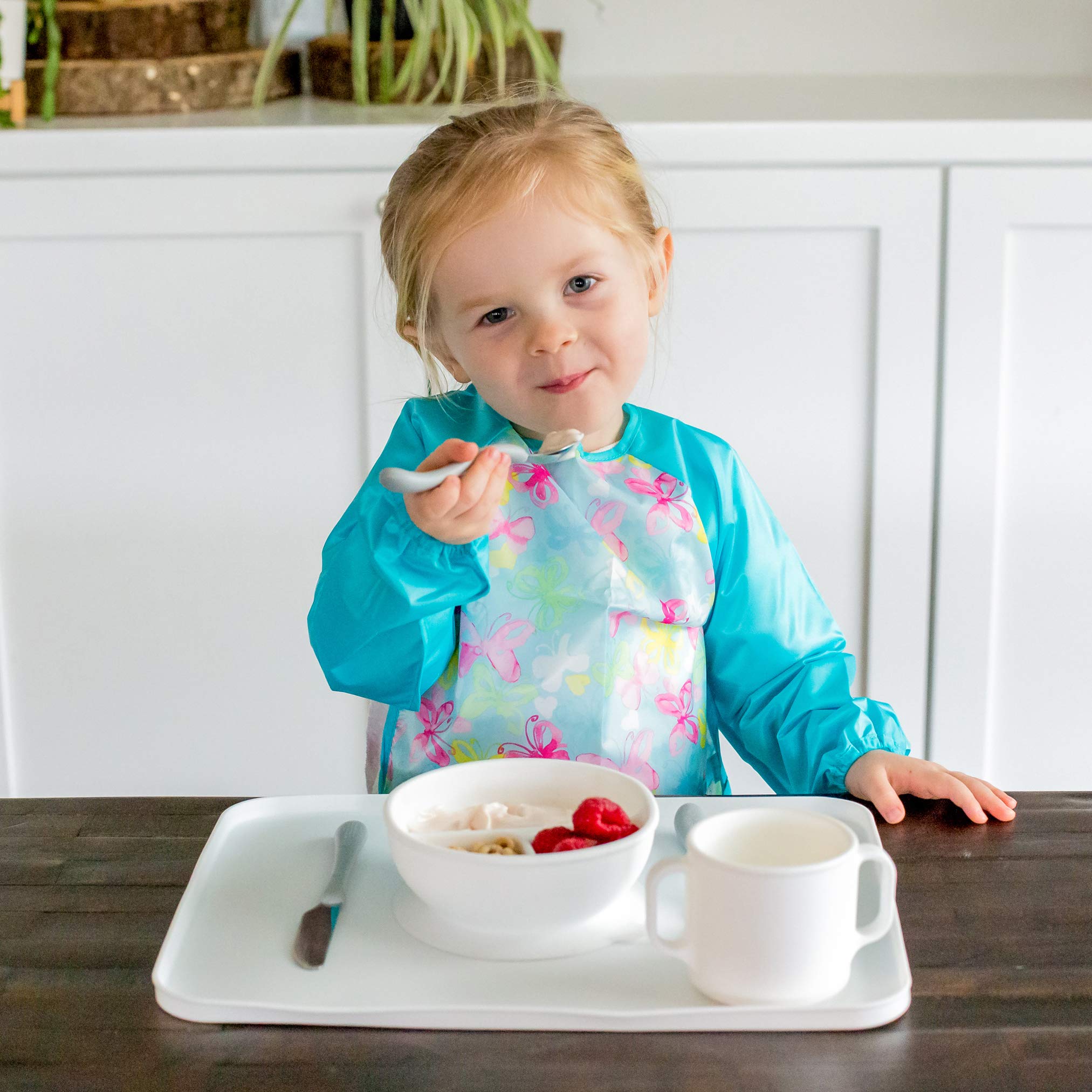 green sprouts Learning Bowl | Helps Toddler Develop Independent Eating Skills | Heat-Resistant Silicone, Suction Cup Base with Easy-Release tab, 3 Sections Marked to Measure portions, Dishwasher Safe