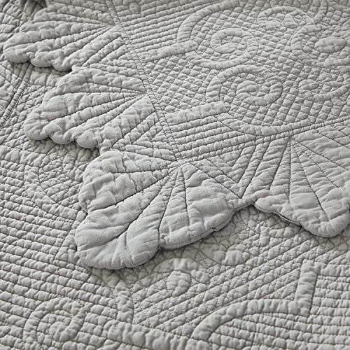 Brandream 4-Piece Grey Quilt Set Cotton Queen Size Luxury Scalloped Bedding Matelasse Coverlet Quilted Comforter Set