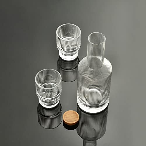 ALINK Glass Bedside Water Carafe with Lid and Glass Cups Set, Ribbed Carafe Glassware Drinking Glasses for Nightstand, 27oz Vintage Fluted Glassware Water Pitcher - Clear