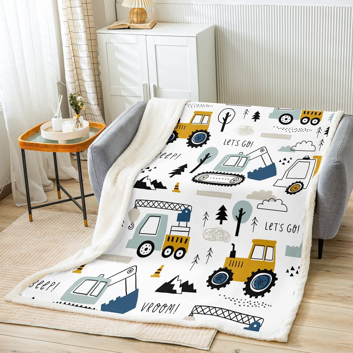 Cartoon Car Kids Fleece Throw Blanket Construction Sherpa Blanket Decor Equipment Trucks Plush Blanket Cartoon Car Excavator Tractor White Yellow Fuzzy Blanket Bedroom Flannal Blanket Queen 90"x90"