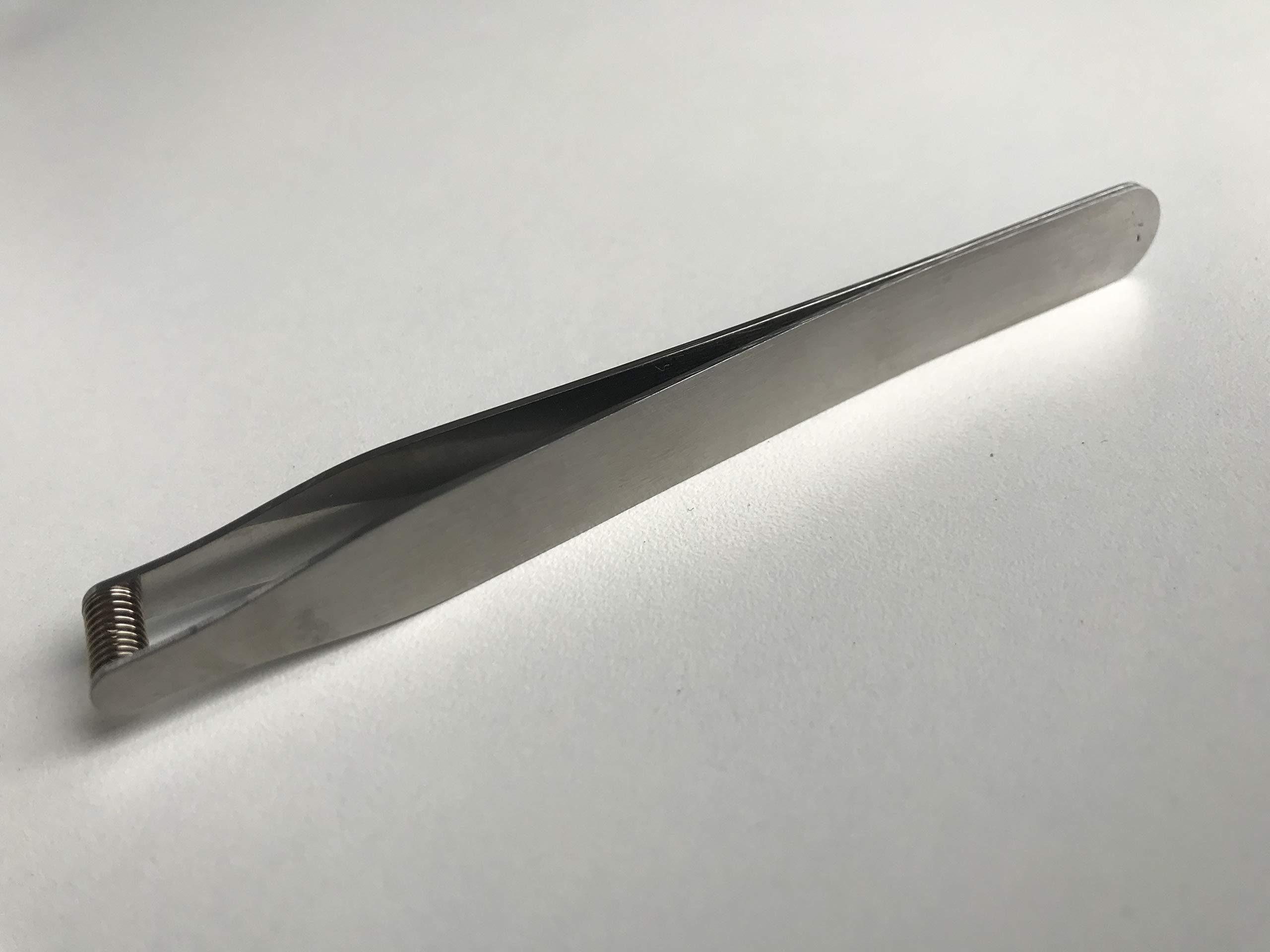 Ear Hair Trimmer Clipper Cutter Tweezers Shape with Spring Safe Design for Hair Removal