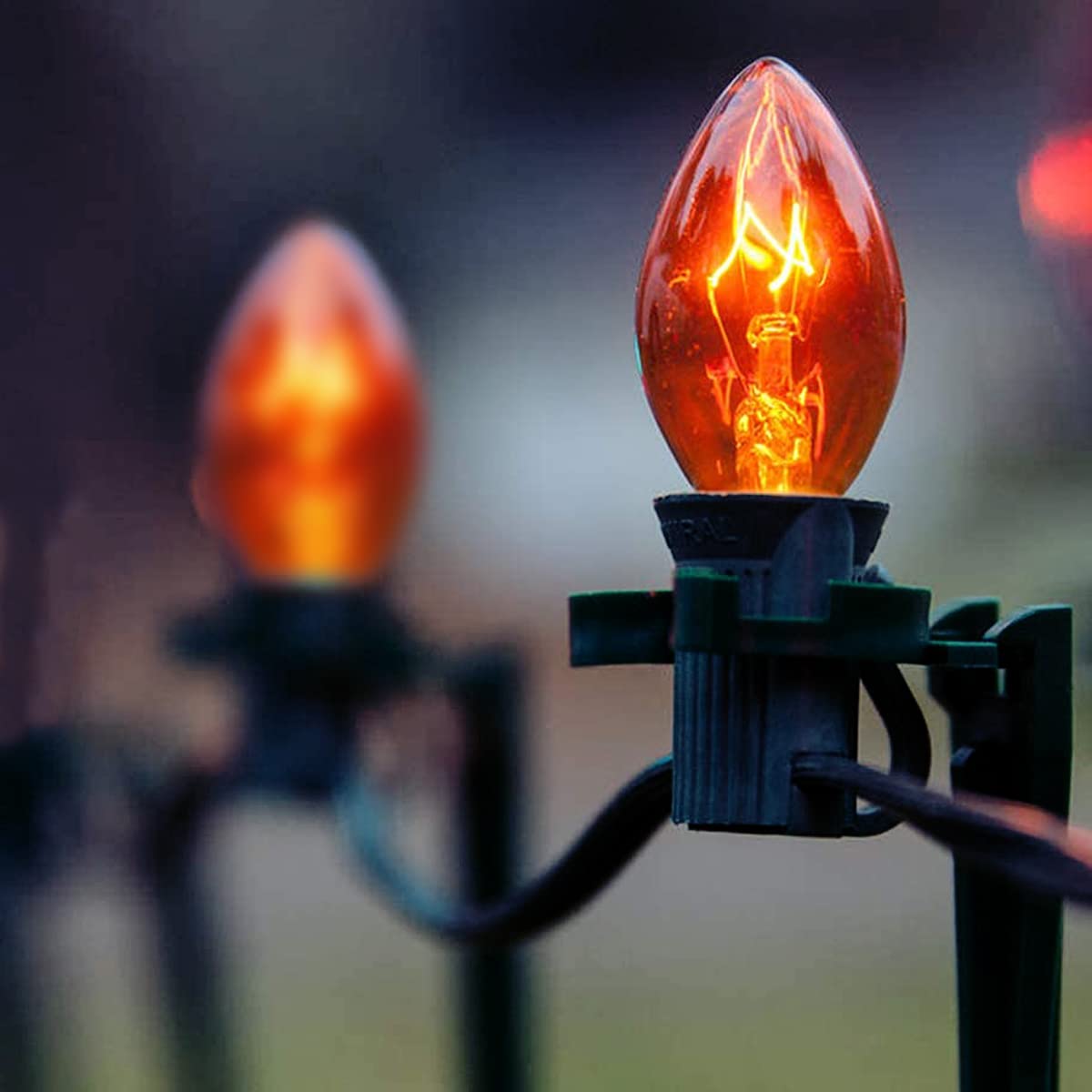 25 Pack C7 Orange Halloween Light Bulbs, C7 Clear Orange Replacement Light Bulbs E12 Candelabra Base Bulbs for Halloween Christmas Outdoor String Lights Candles, Night Lights Bulbs 5W 120V- Orange